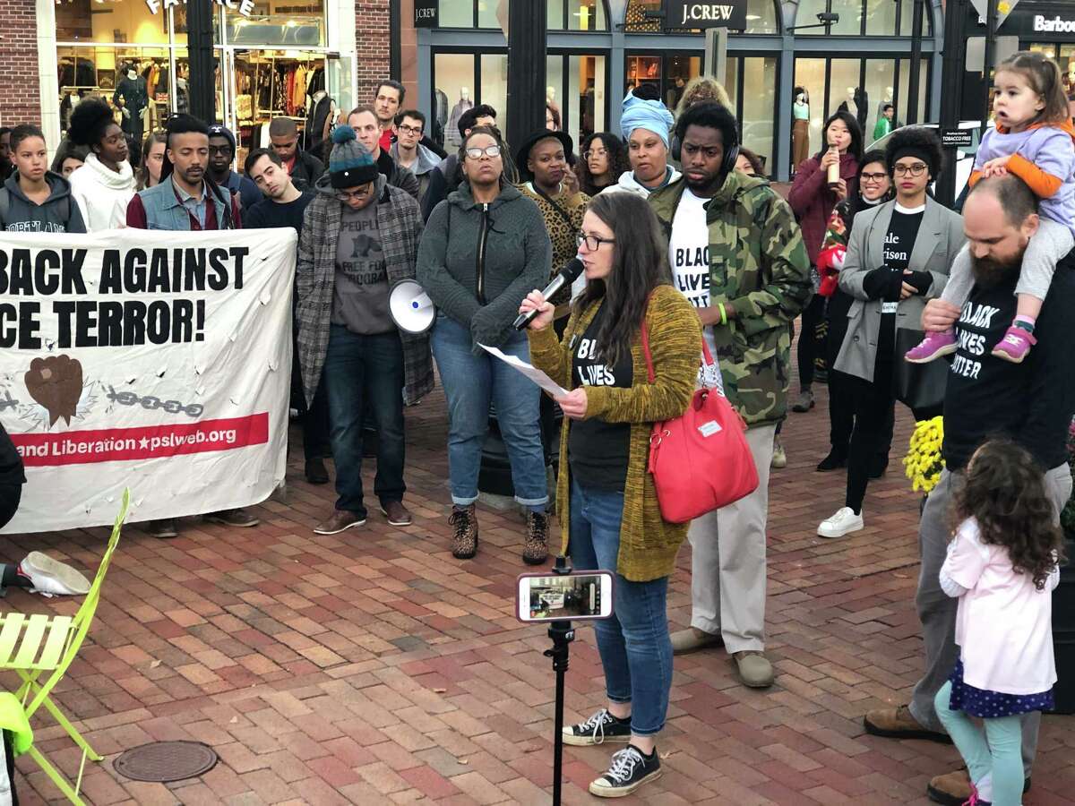 Hamden officer charged in New Haven shooting pleads not guilty