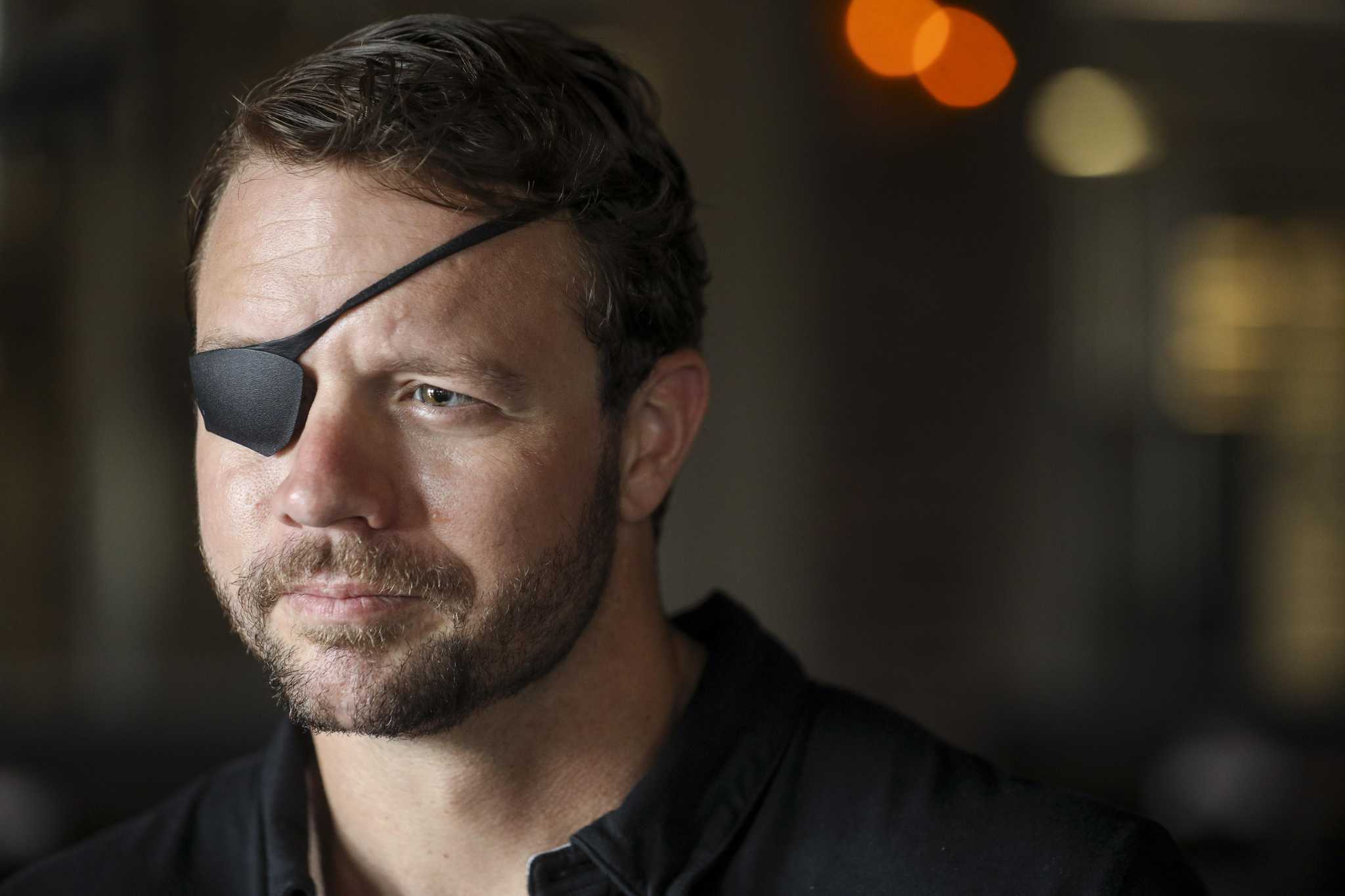 Houston Republican Dan Crenshaw says conservatives can’t afford to ...