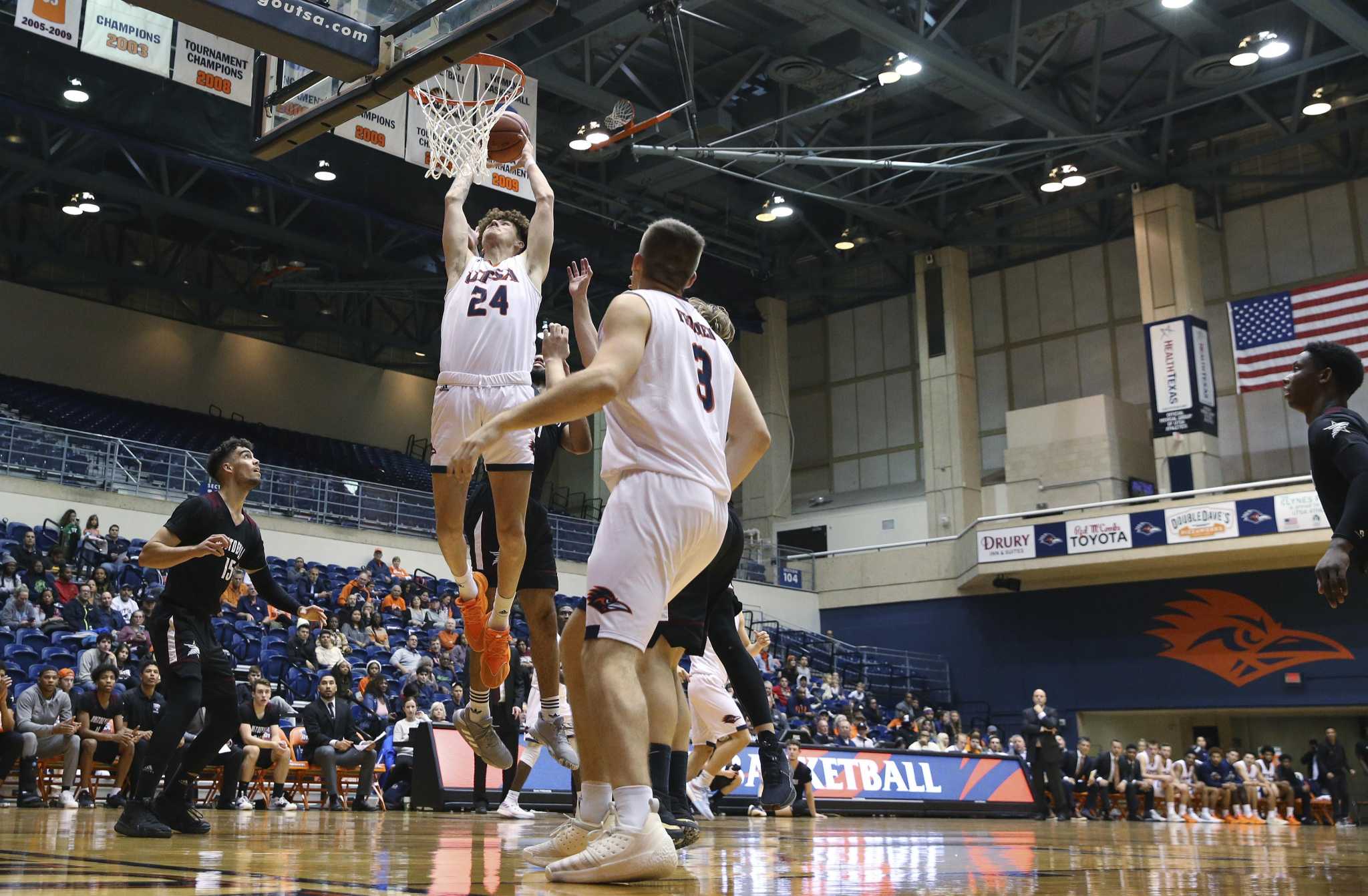Freshman Germany makes fast impression in debut as UTSA wins exhibition