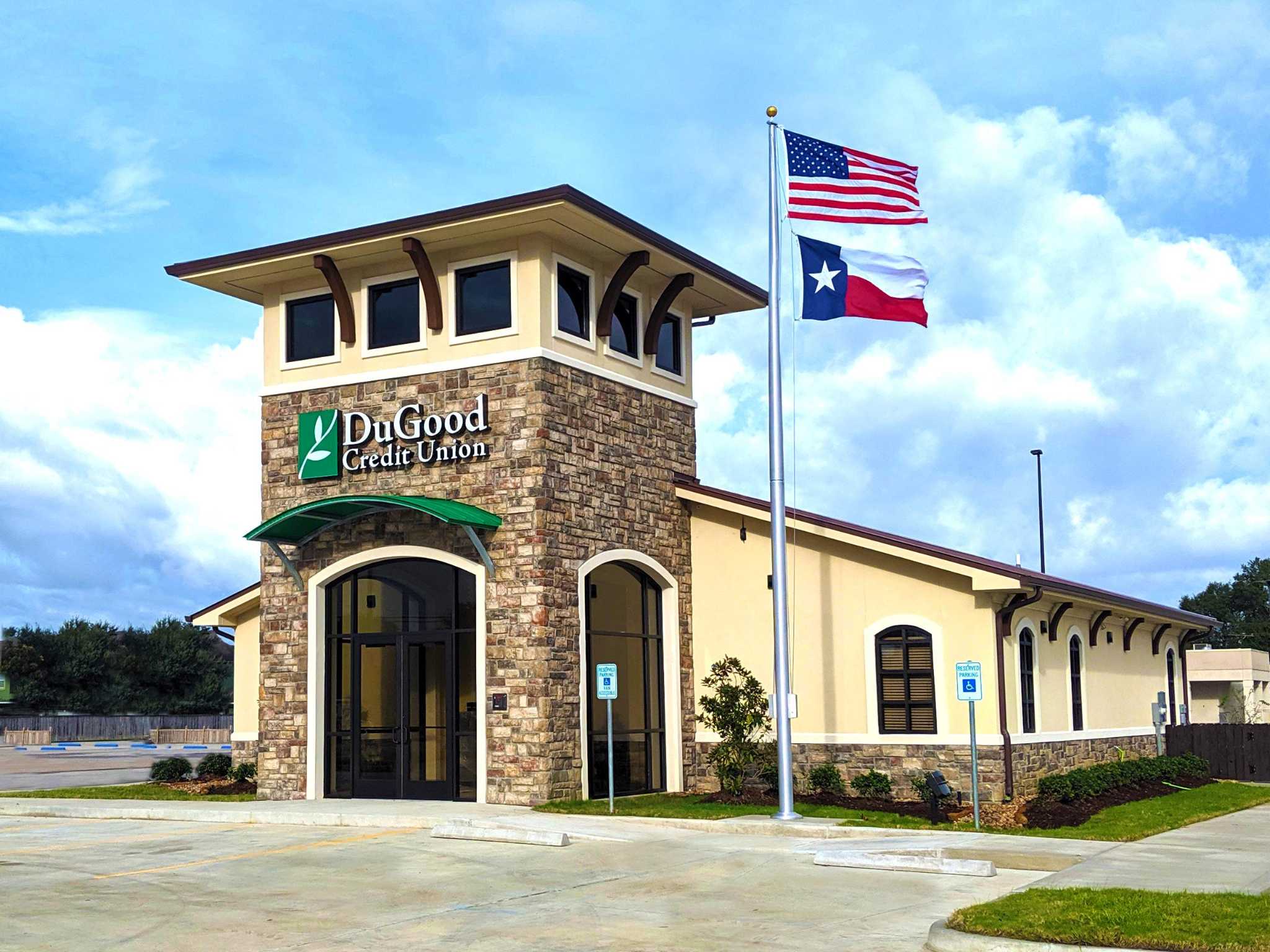 What’s New: DuGood FCU opens Nederland branch