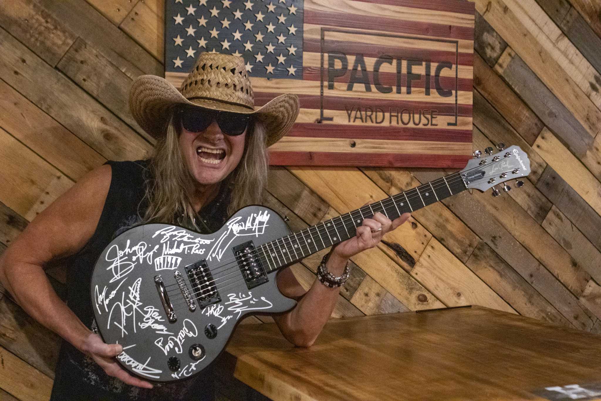 Former Skid Row frontman Solinger hosts Veteran’s Day concert in Conroe