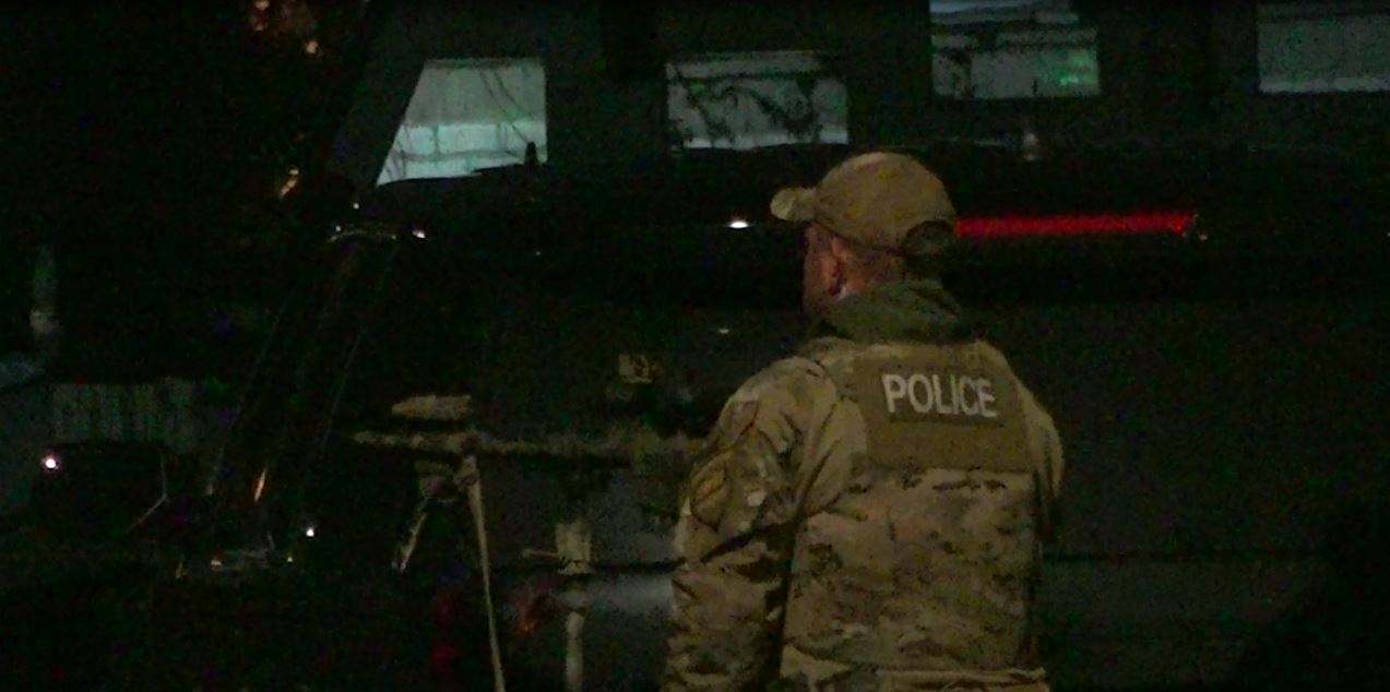 Houston SWAT deploy tear gas, armored vehicle in standoff against man ...