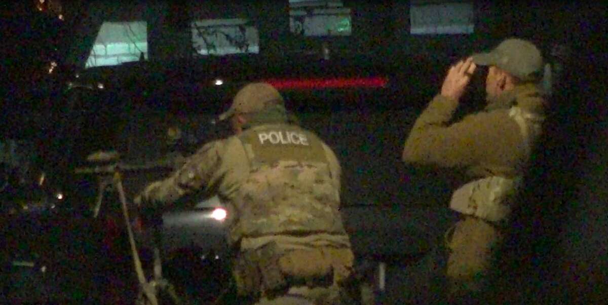 Houston SWAT deploy tear gas, armored vehicle in standoff against man ...