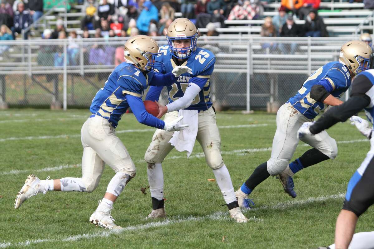 Portagers edge Defenders with second-half comeback