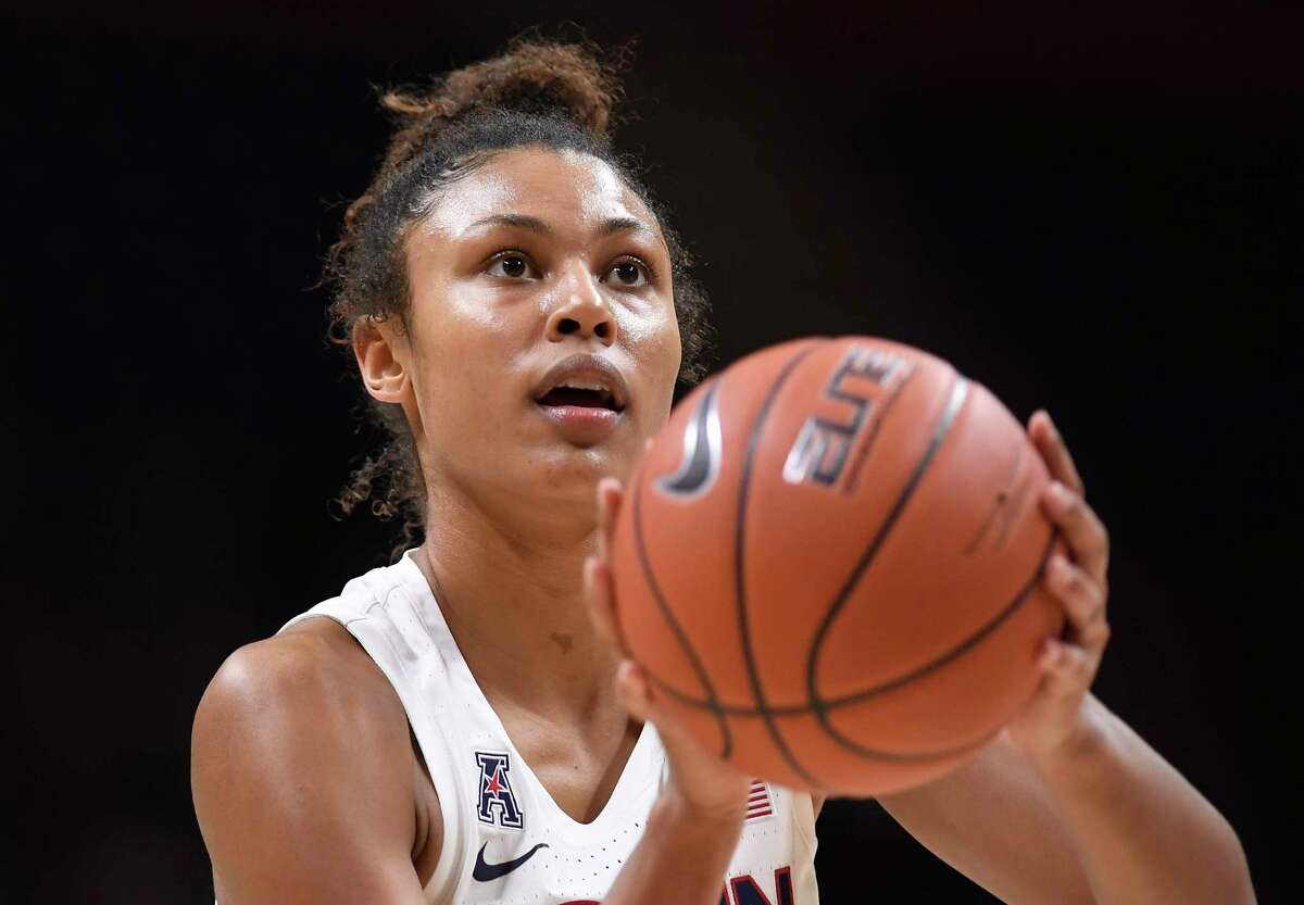 UConn banking on Nelson-Ododa making a big leap this season