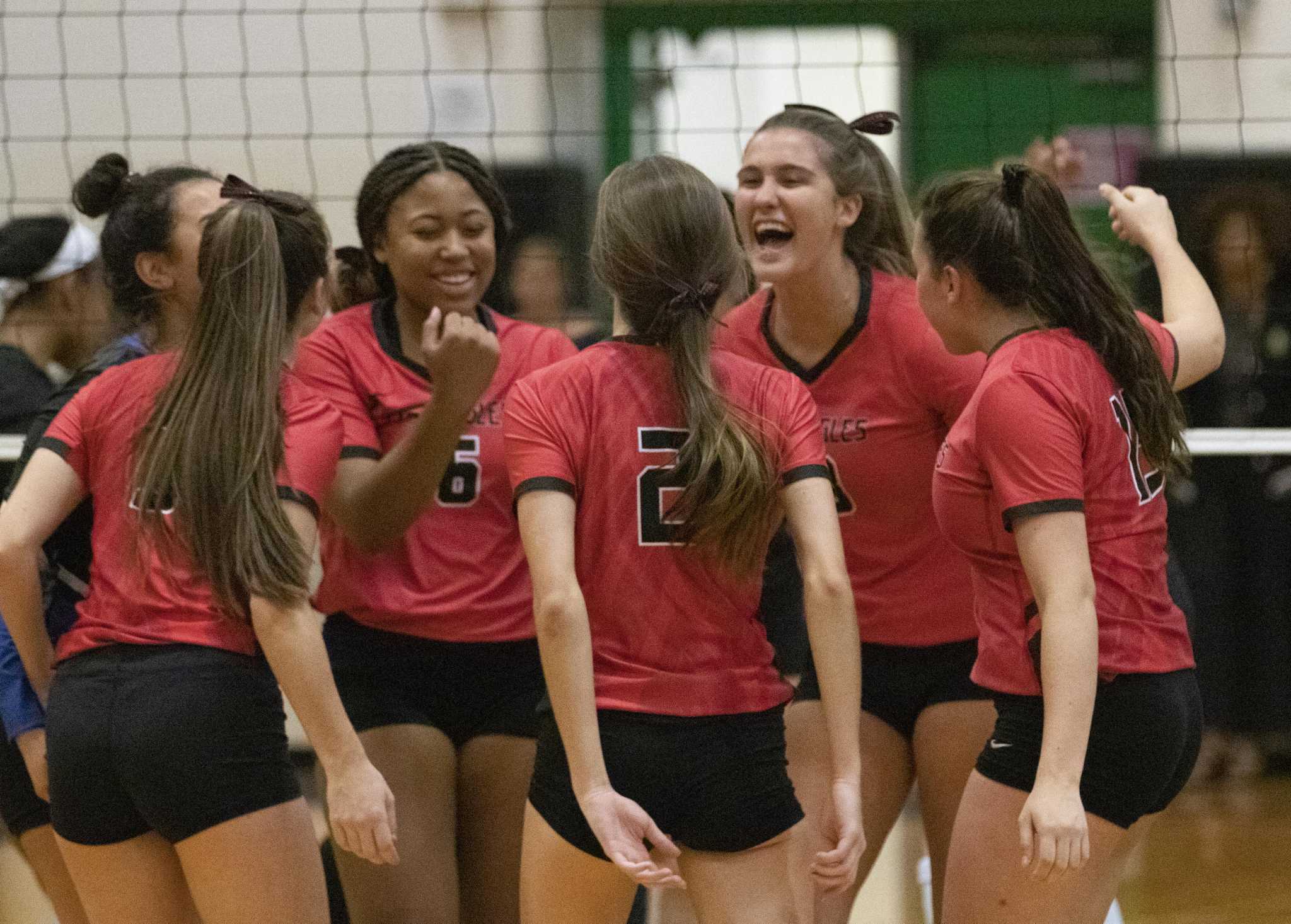 Oak Ridge volleyball tops Spring, completes 15-6A bi-district sweep