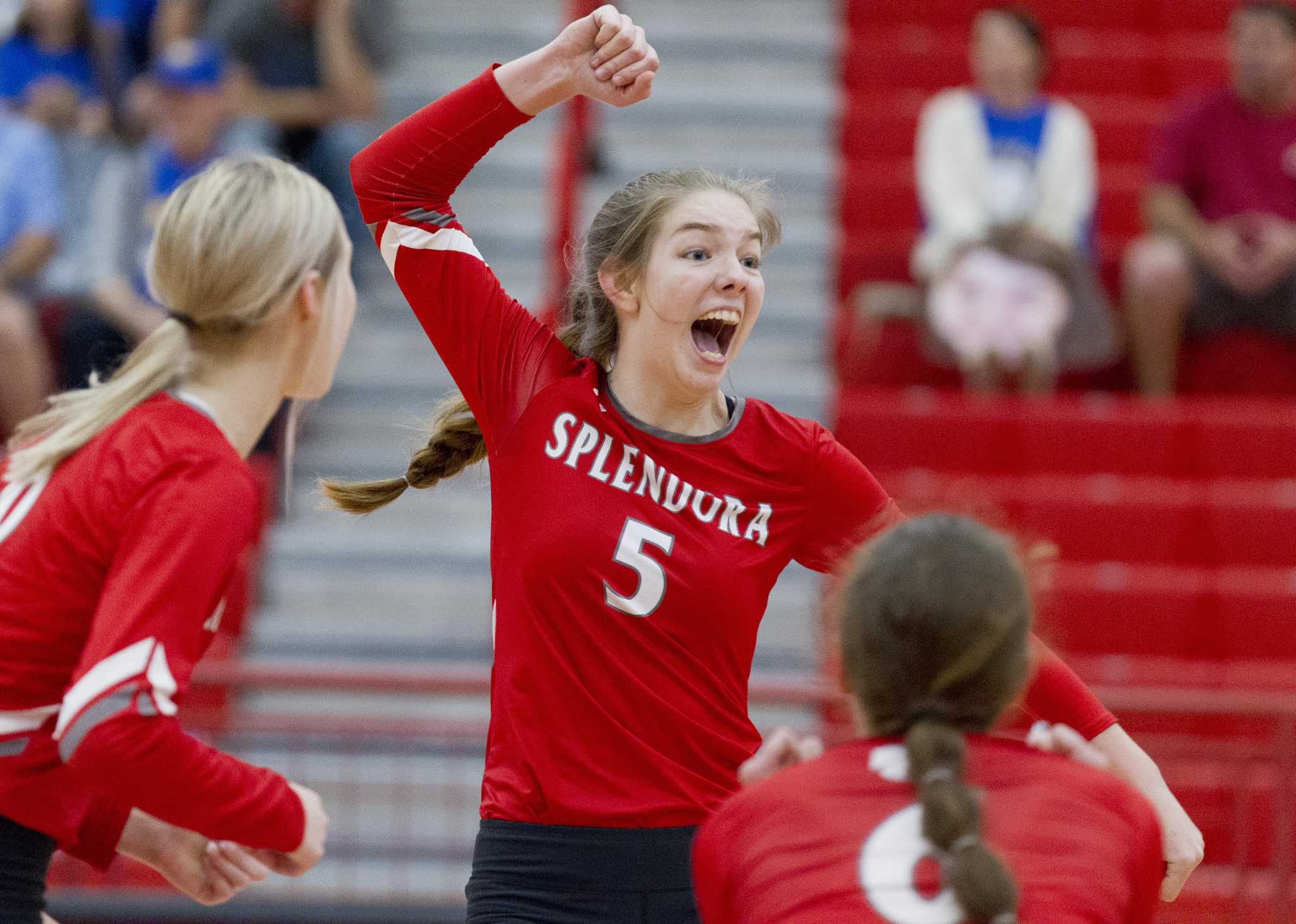 VOLLEYBALL: Splendora earns first playoff win since 2009