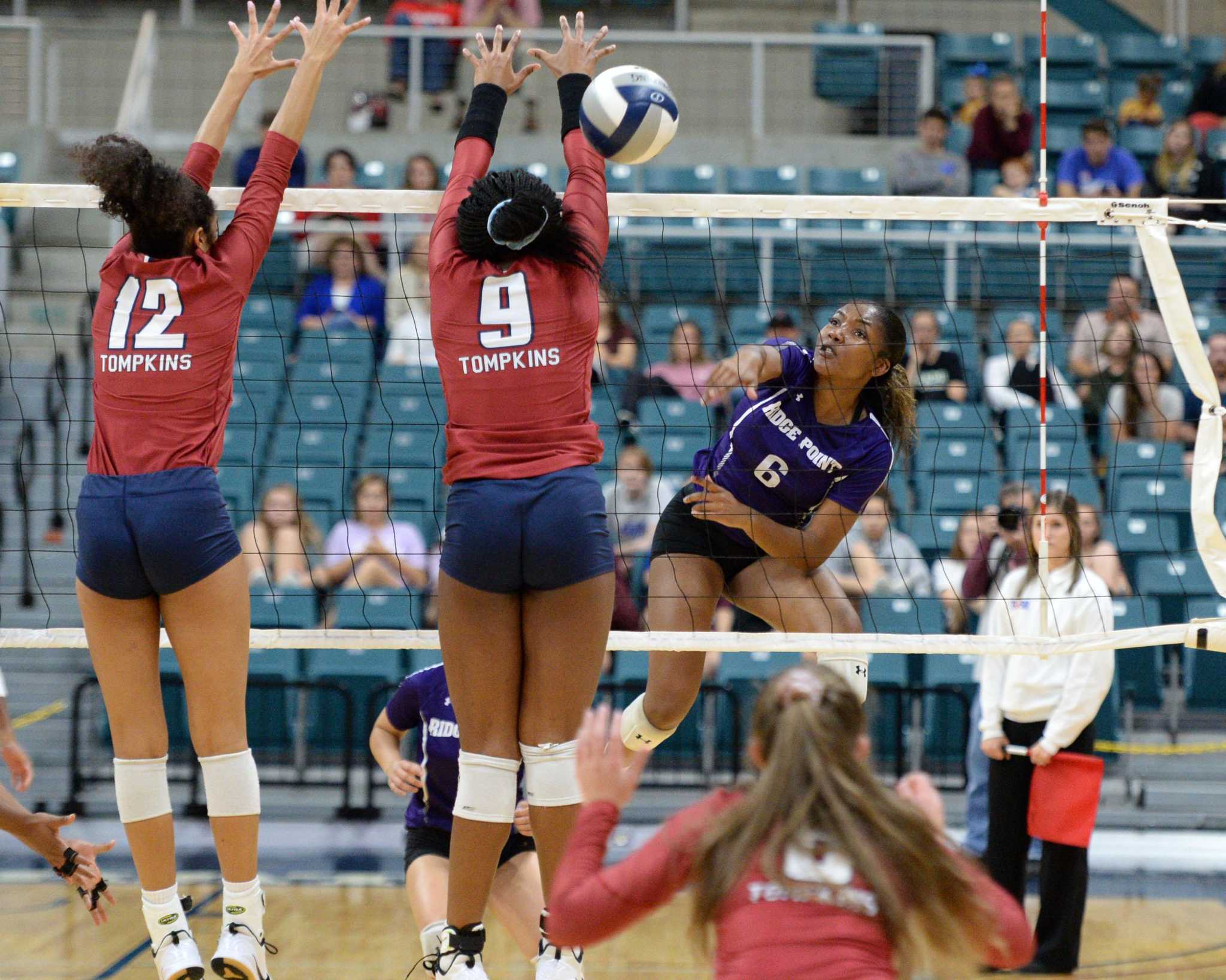 Ridge Point volleyball holds off Tompkins for bi-district win