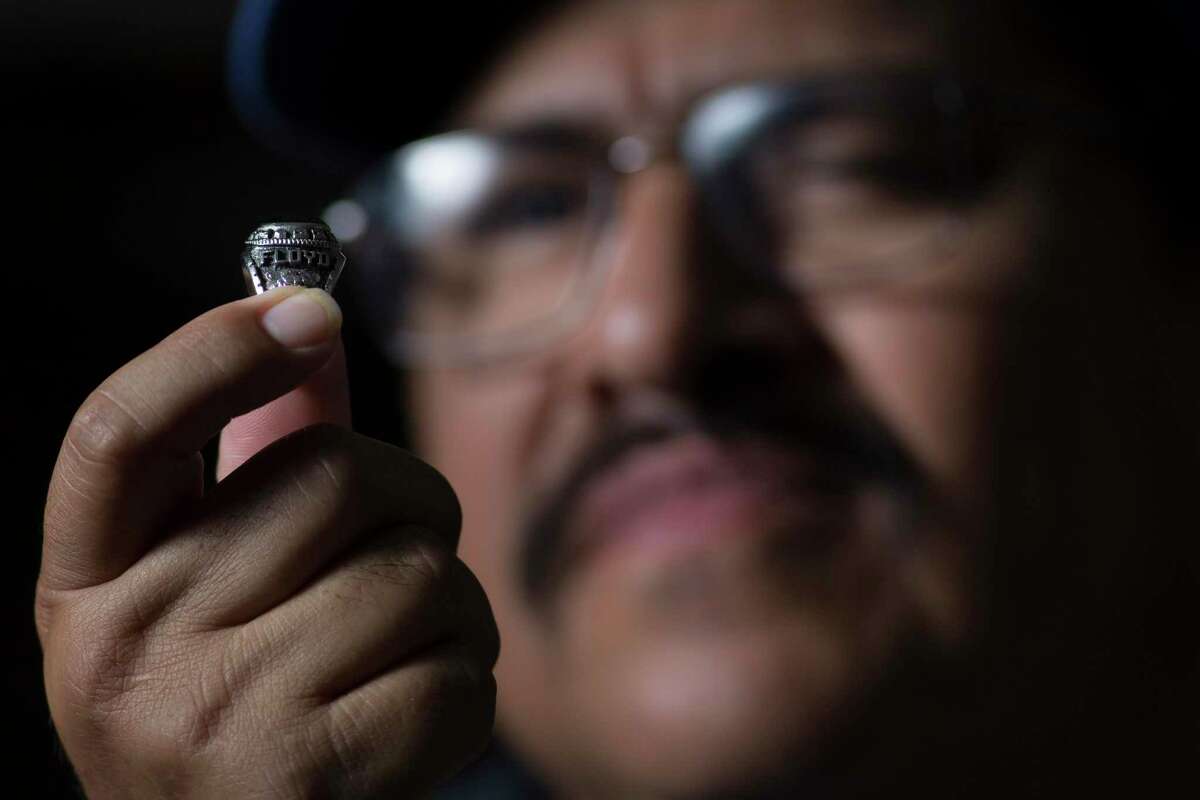 San Antonio man reunites lost class rings with their owners