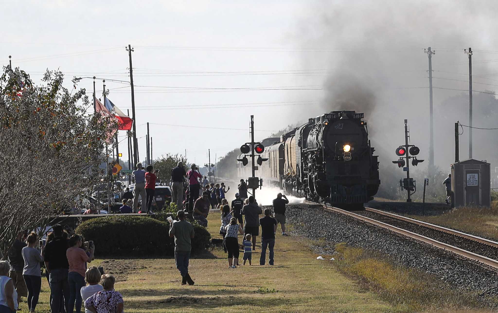 Big Boy headed for Houston as world’s largest steam train chuffs ...