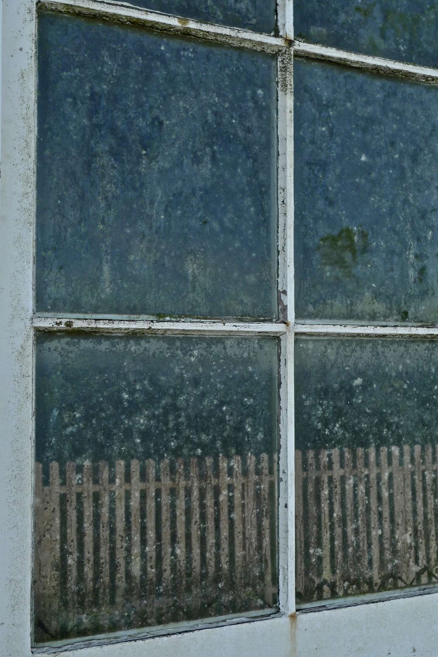 Before-&-after photos show Point Reyes Lighthouse's glorious restoration