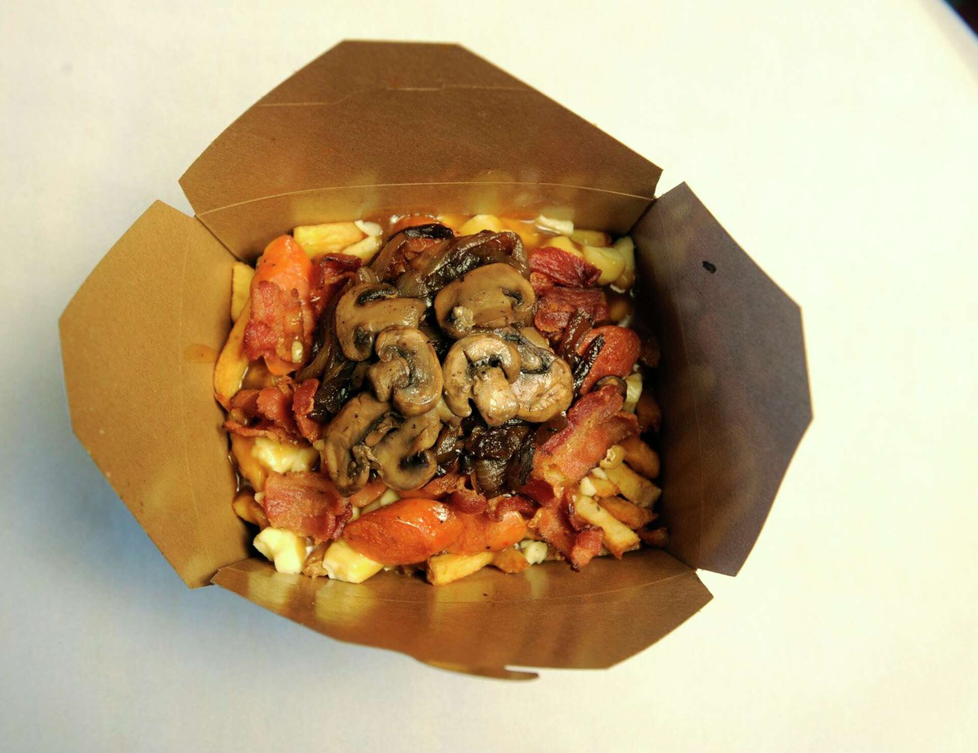 Berkeley's Smoke's Poutinerie, last of the chain in California, closes