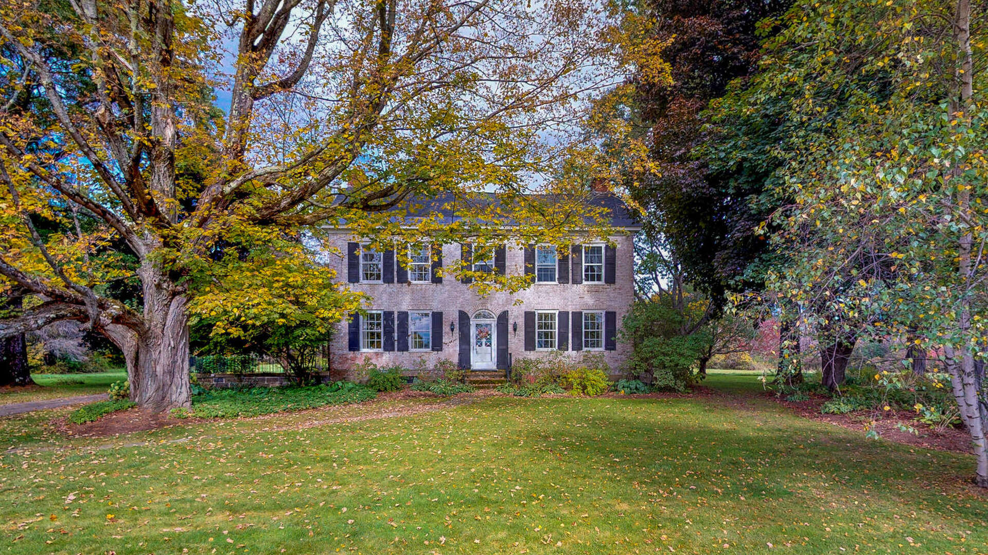 House of the Week: Farmhouse in Charlton