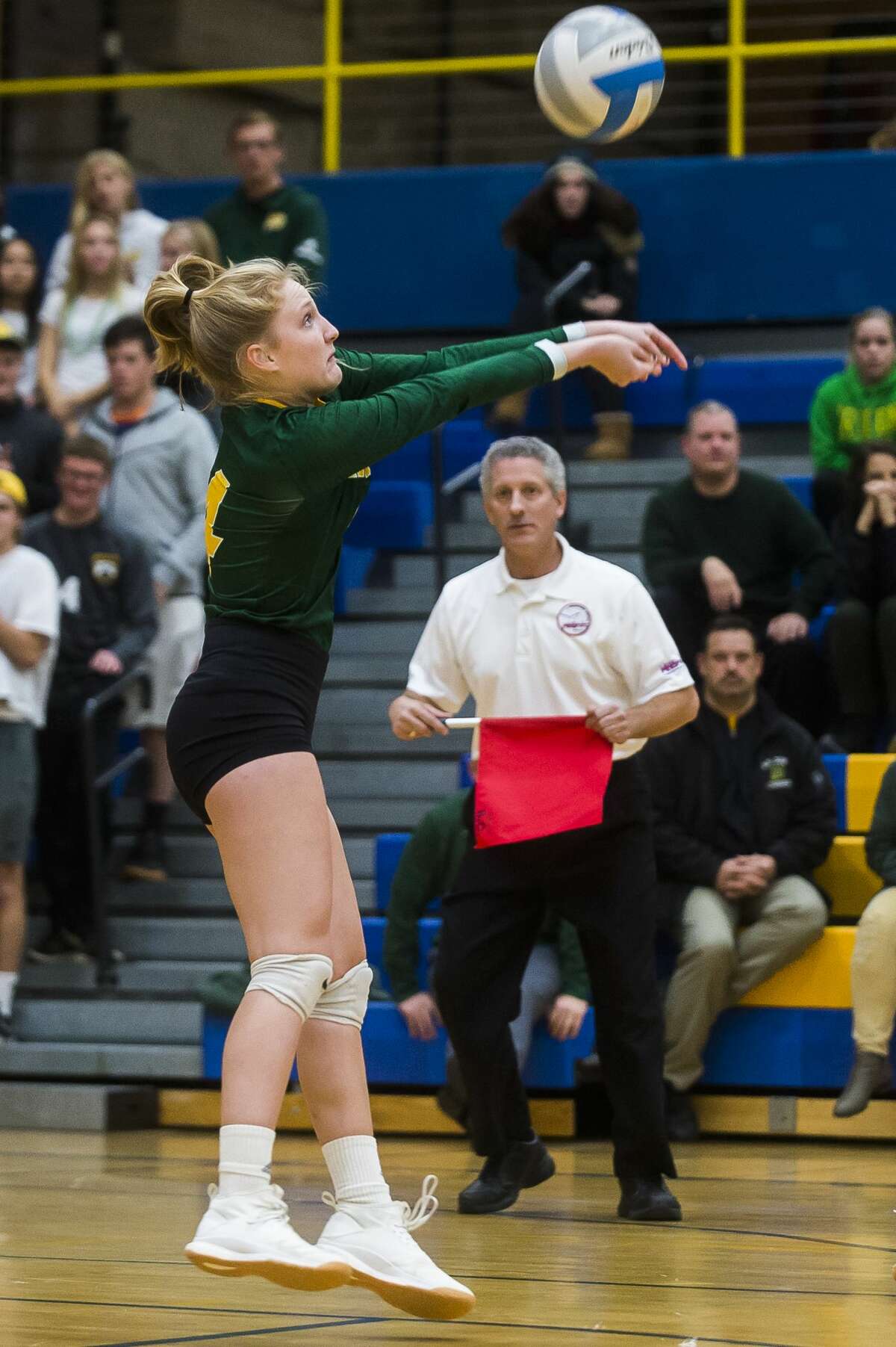 Abrupt ending: Dow volleyball swept by Oilers in district final