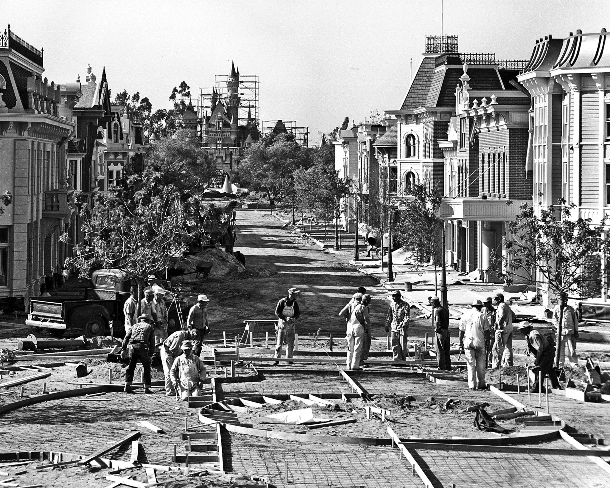 Disneyland Construction / Behind the Scenes