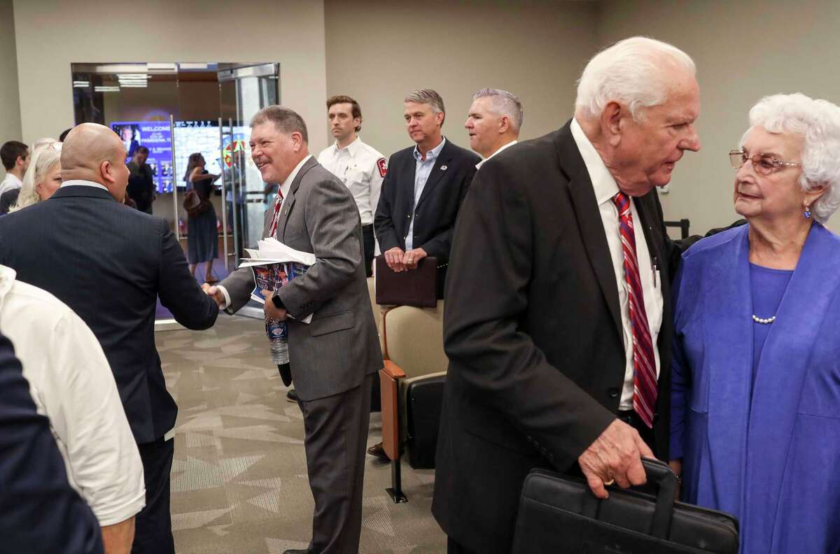 Pasadena’s mayor sought unity. His meetings show divide.