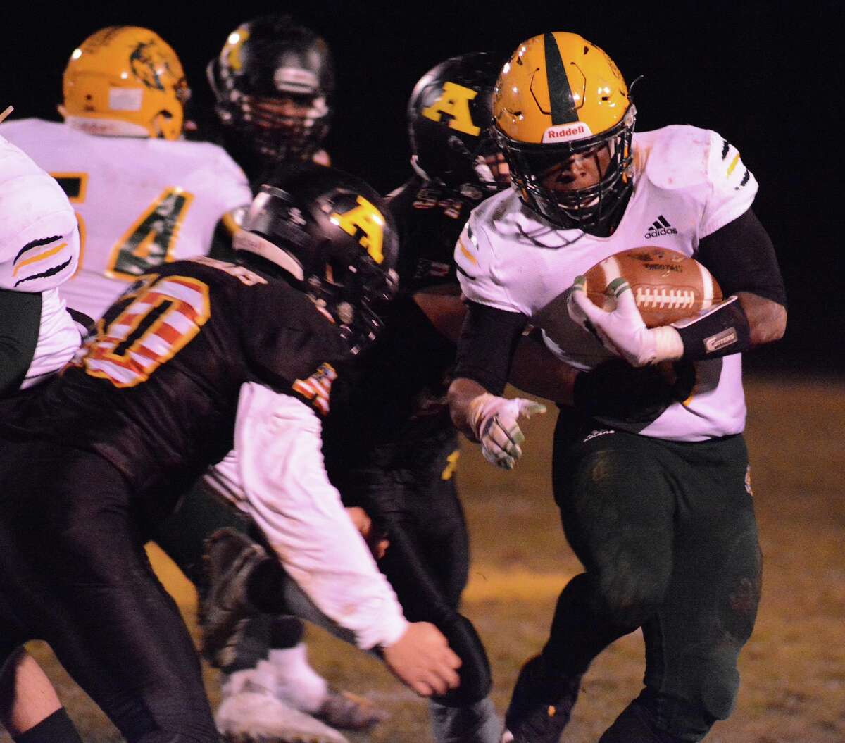 Hamden tops Amity to clinch first winning season since 2009
