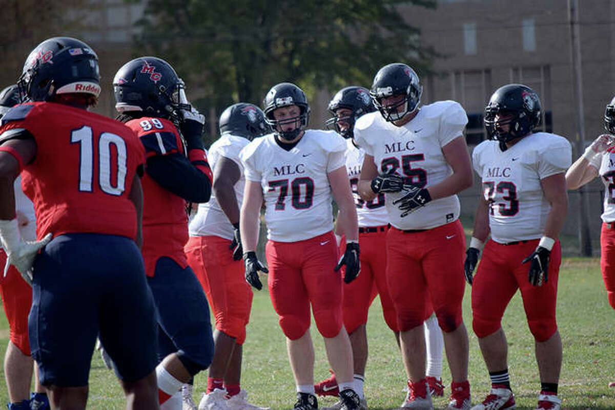 Slideshow: MacMurray vs. Martin Luther football