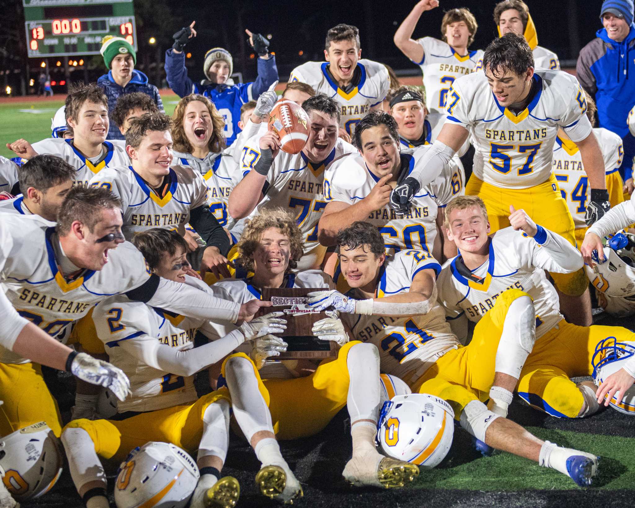 Spartans hold off Horses at finish