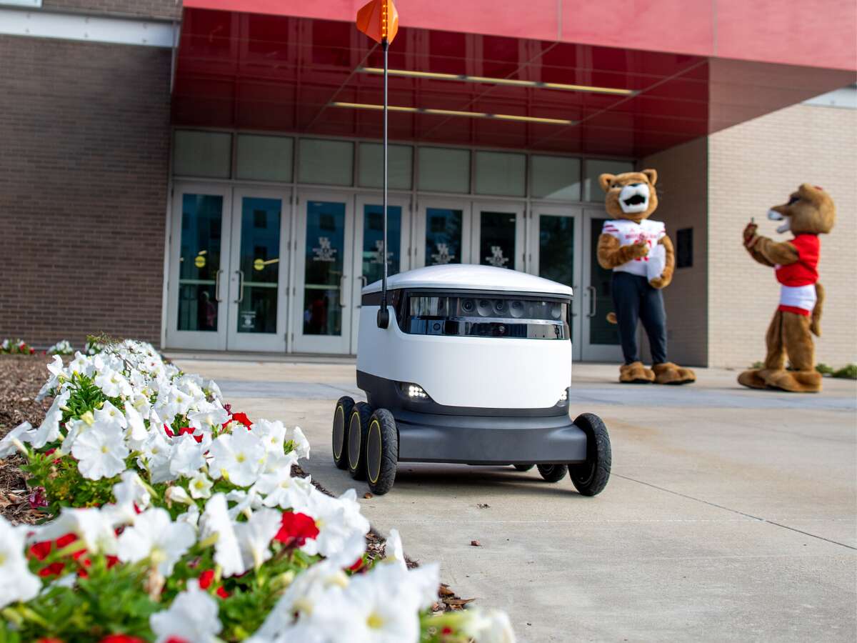 UH makes history as first Texas university to offer food delivery robots