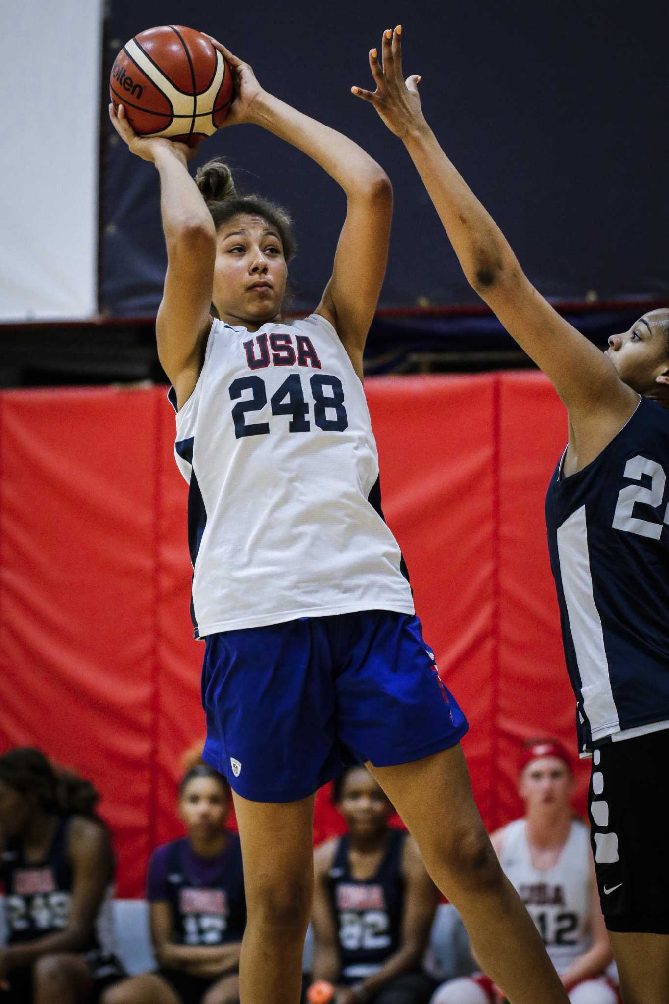 Amari DeBerry, the No. 5 ranked recruit in 2021, commits to UConn