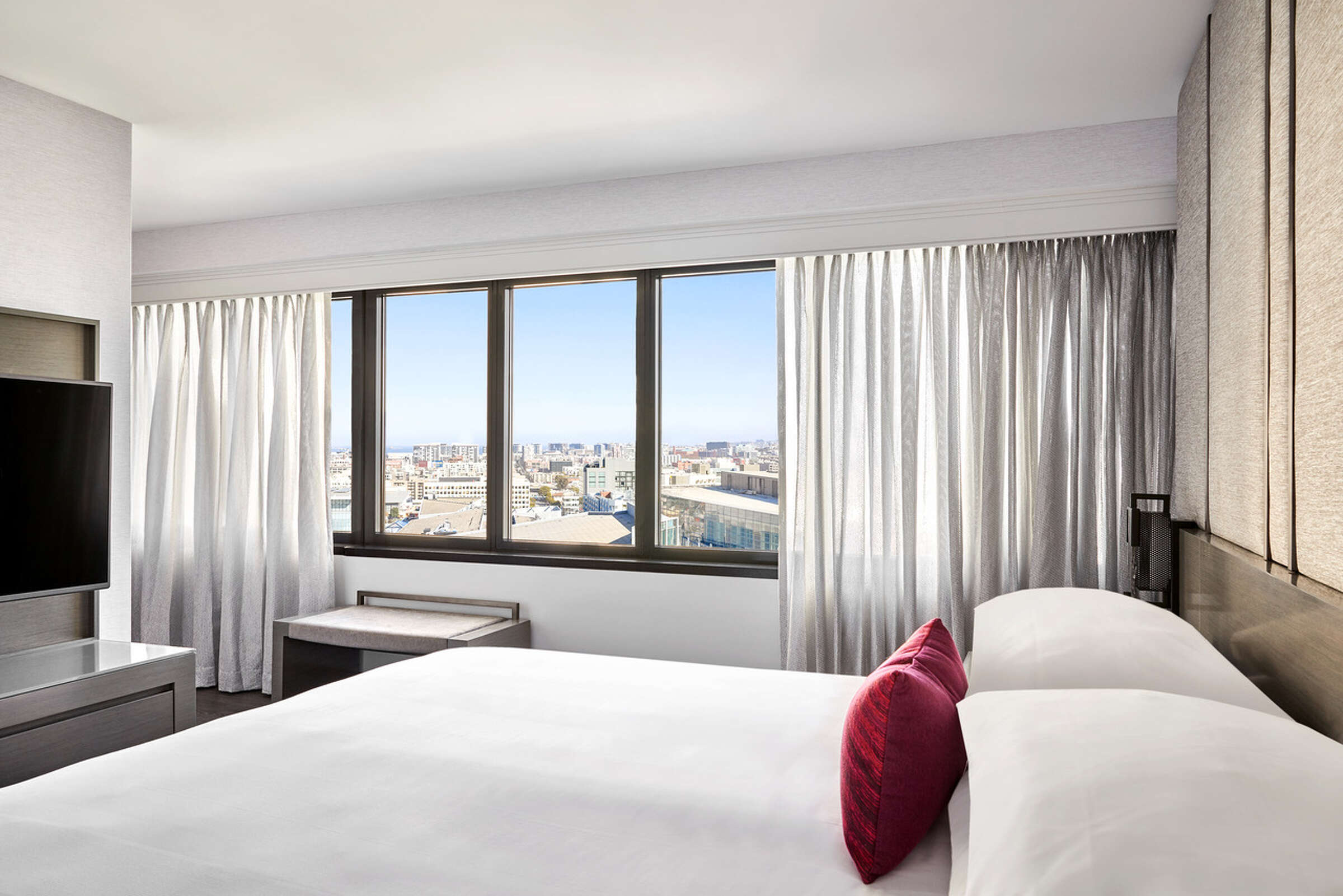 San Francisco's Marriott Marquis "Jukebox" turns 30, gets facelift