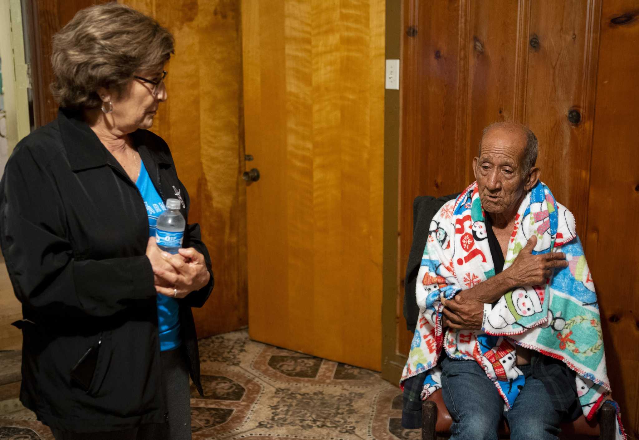 Injured in crash, East End’s ‘elote man’ looks to neighbors for help