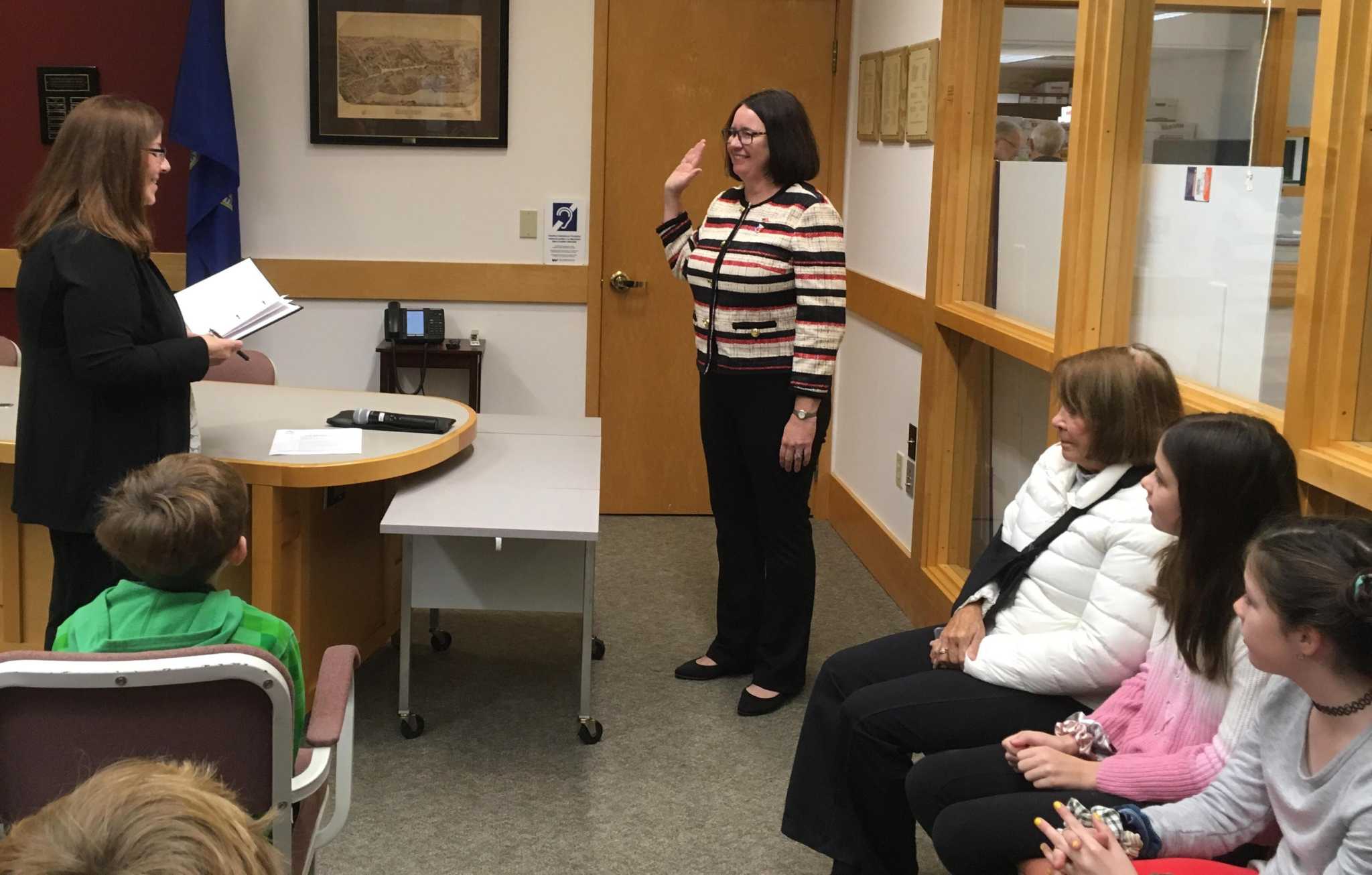 Lyons sworn in as Madison first selectwoman