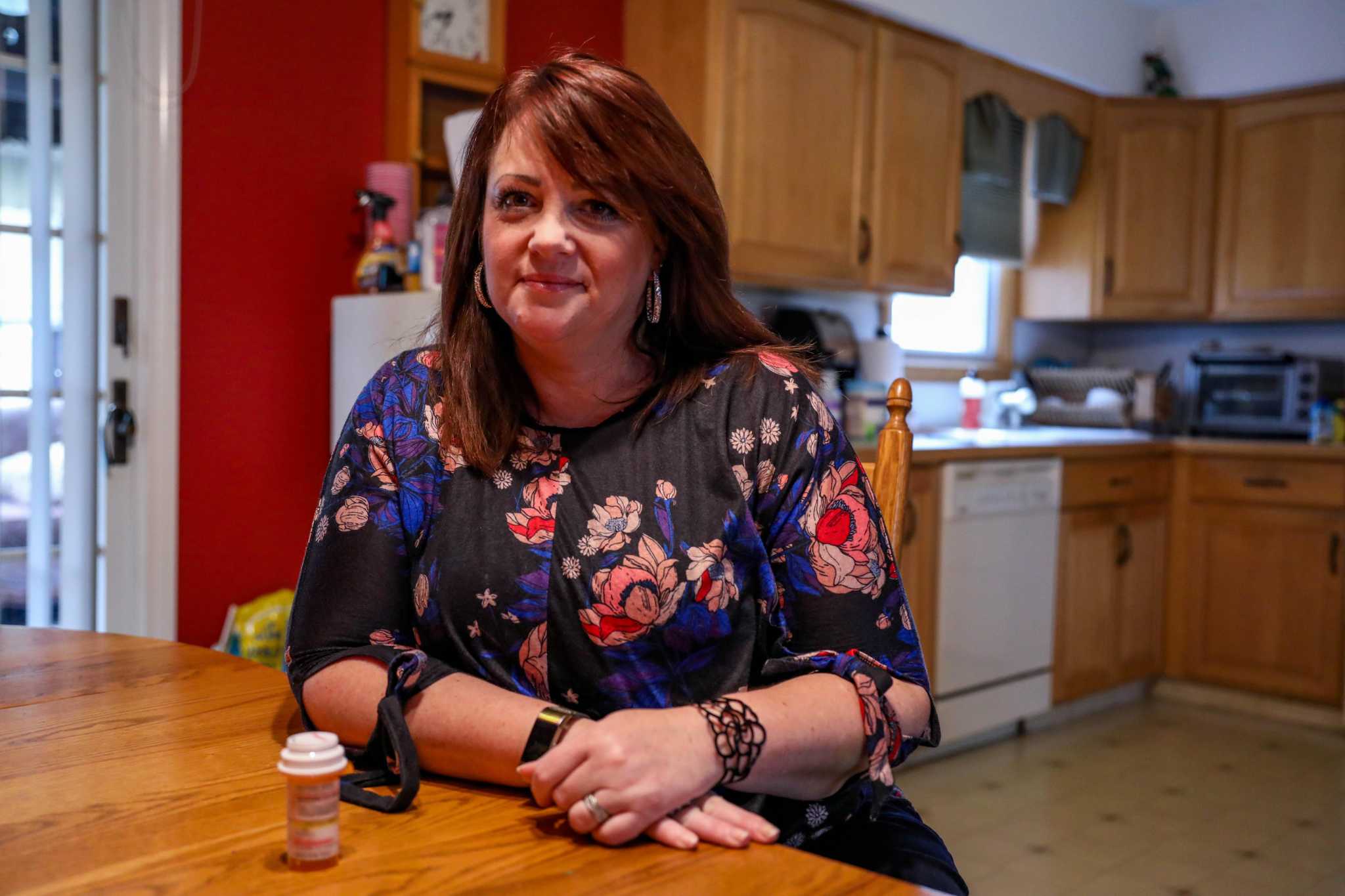 Opioids backlash leaves some in CT struggling with chronic pain