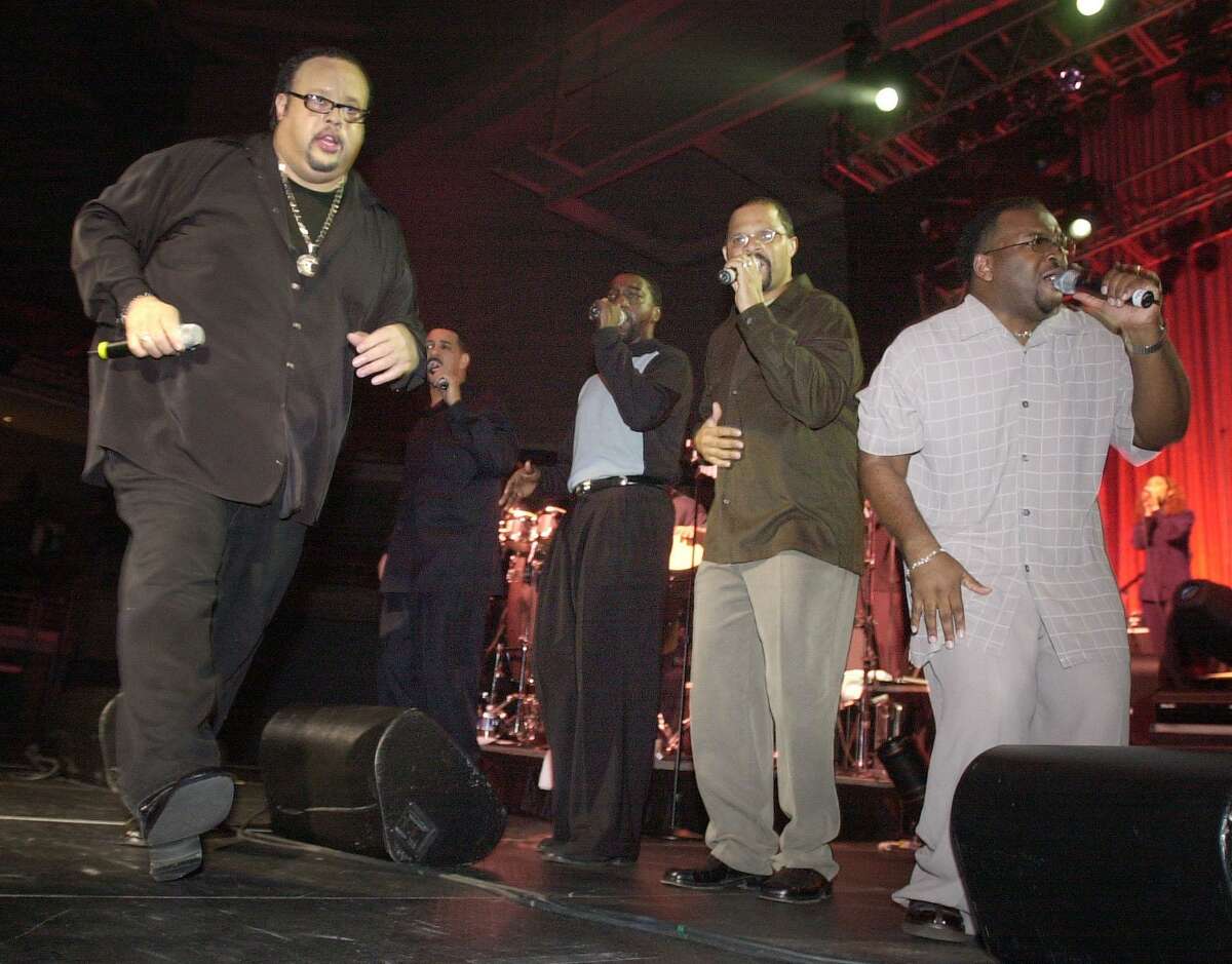 Gospel group Commissioned to play Oakdale Theatre Nov. 21