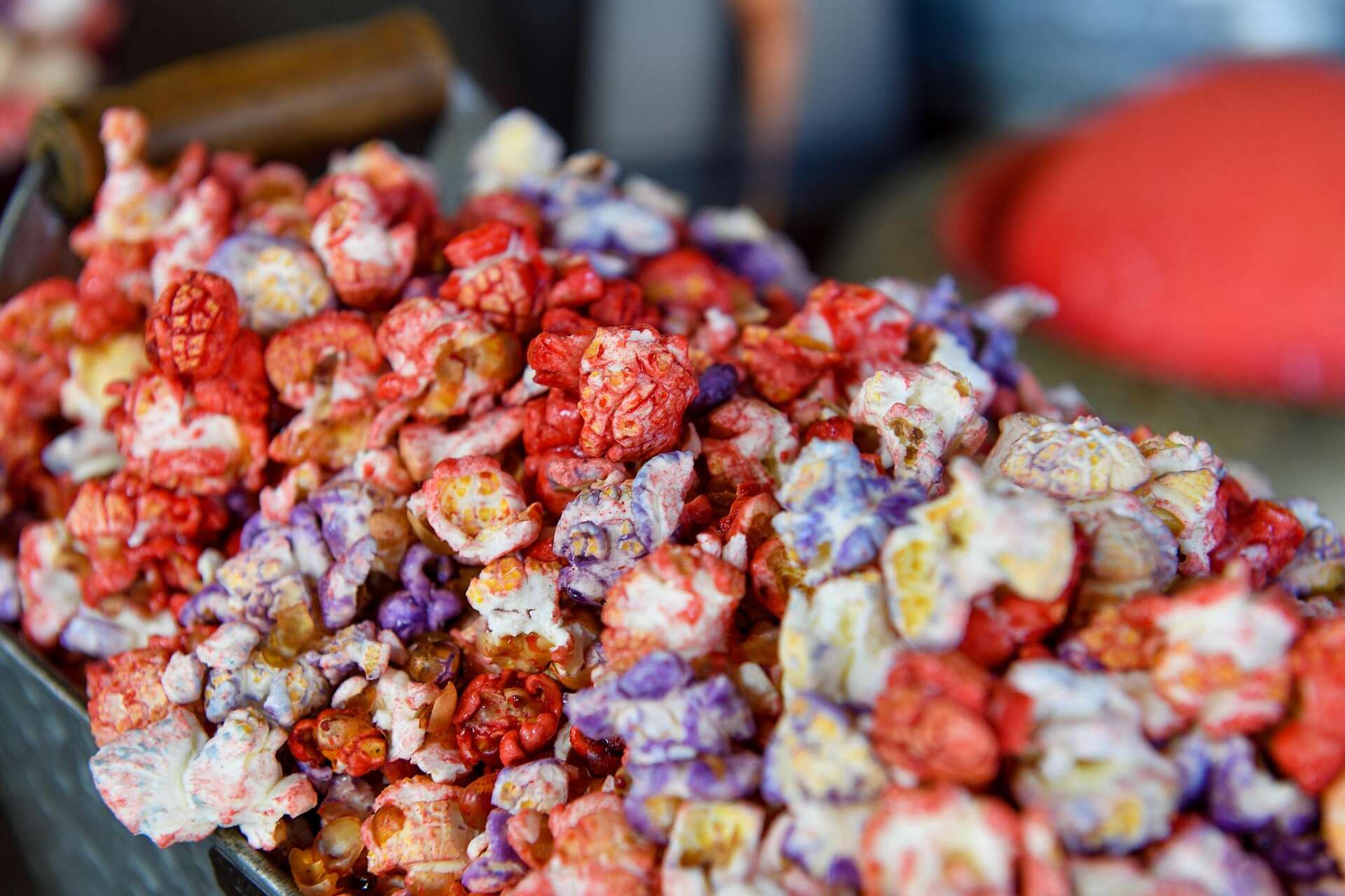 Disneyland Star Wars menu now includes earthly terms because guests ...