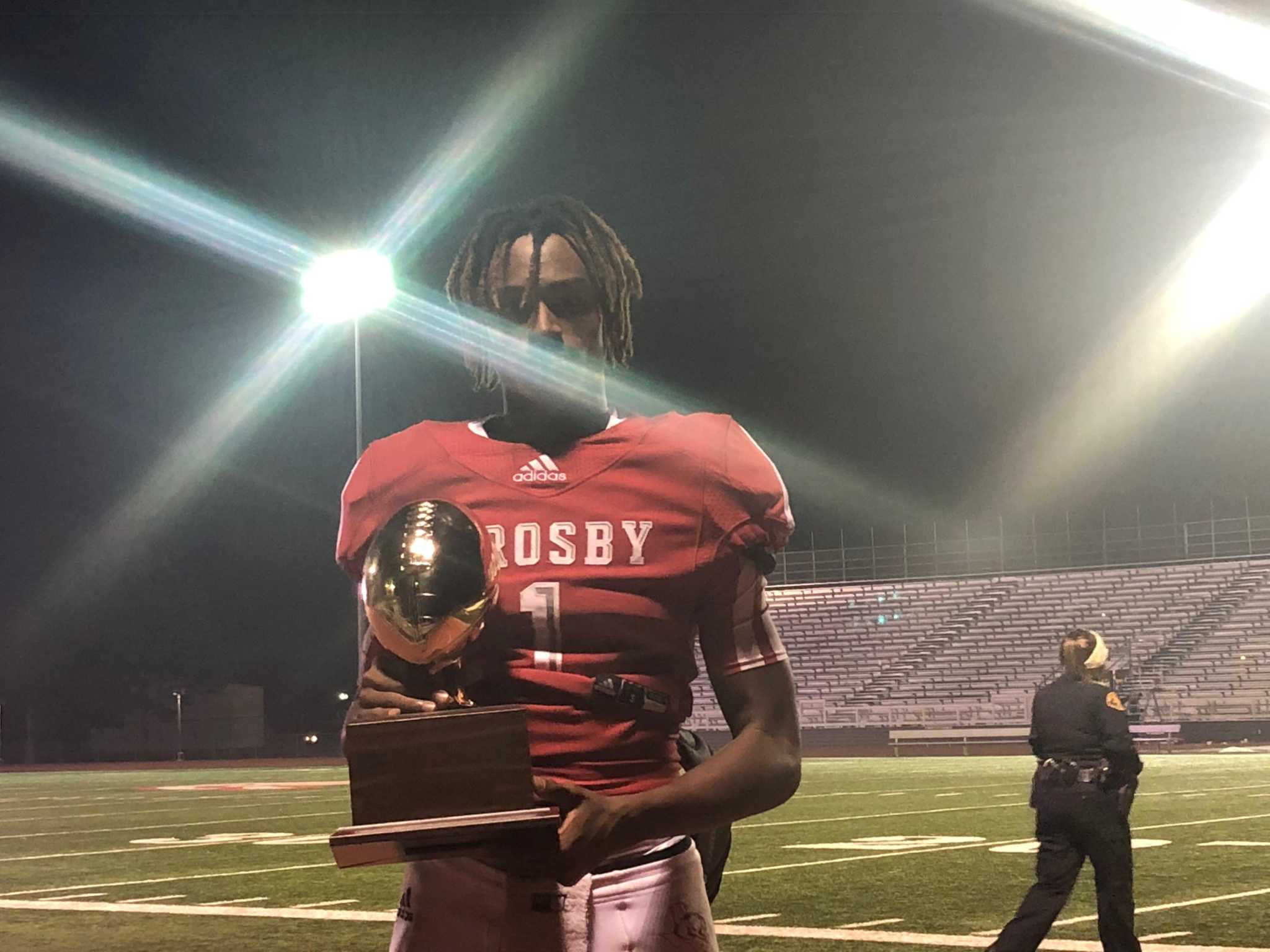 Football: Crosby’s offense propels team to opening round playoff win