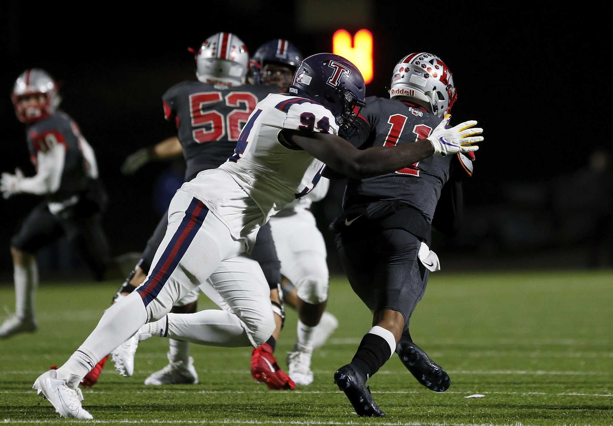 Four-star Tompkins defensive end Tunmise Adeleye signs with Aggies
