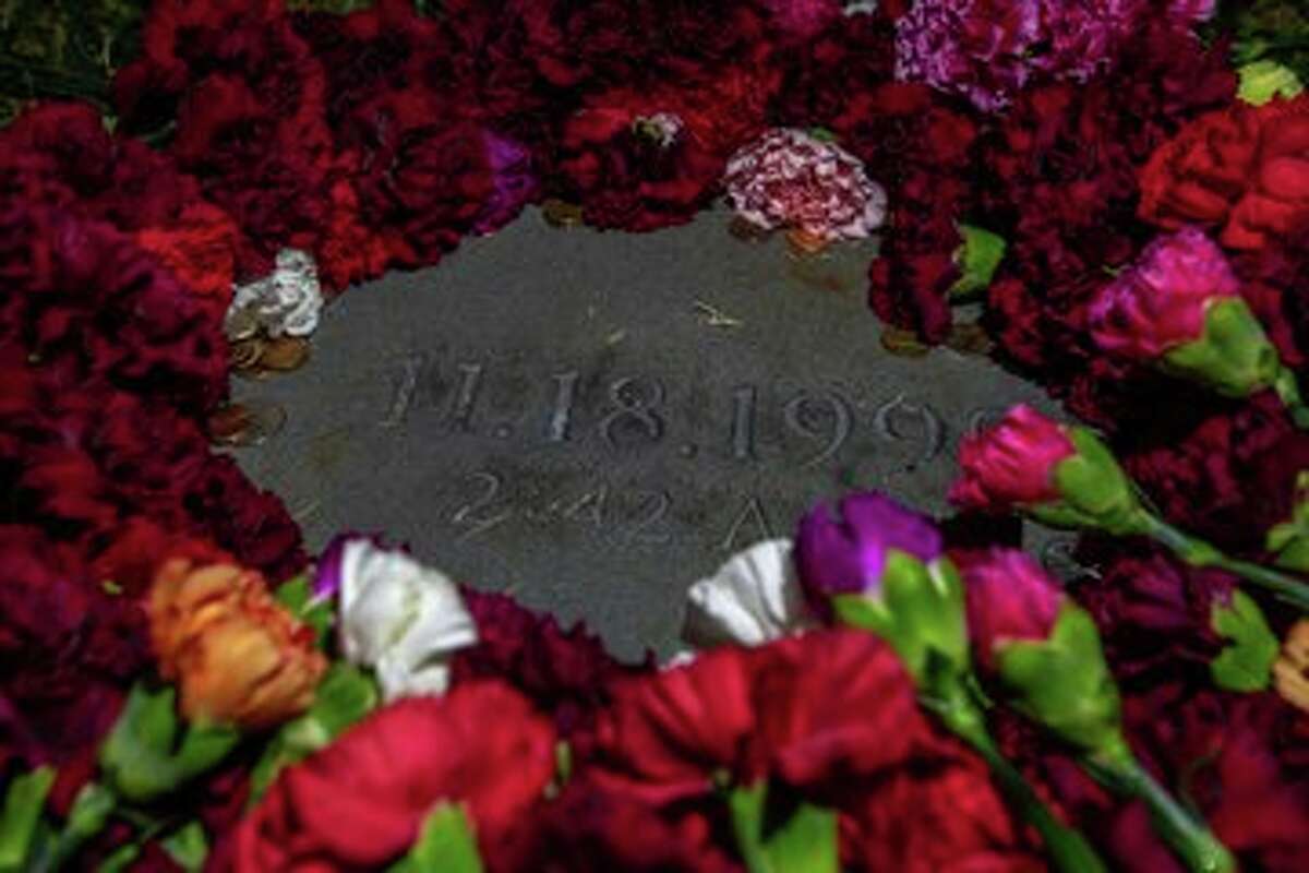 20 years later, photos show how Texas A&M came together after tragic ...