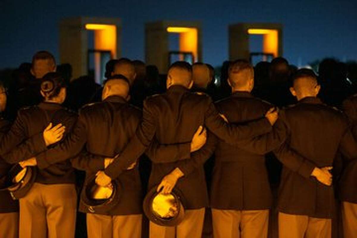 20 years later, photos show how Texas A&M came together after tragic ...