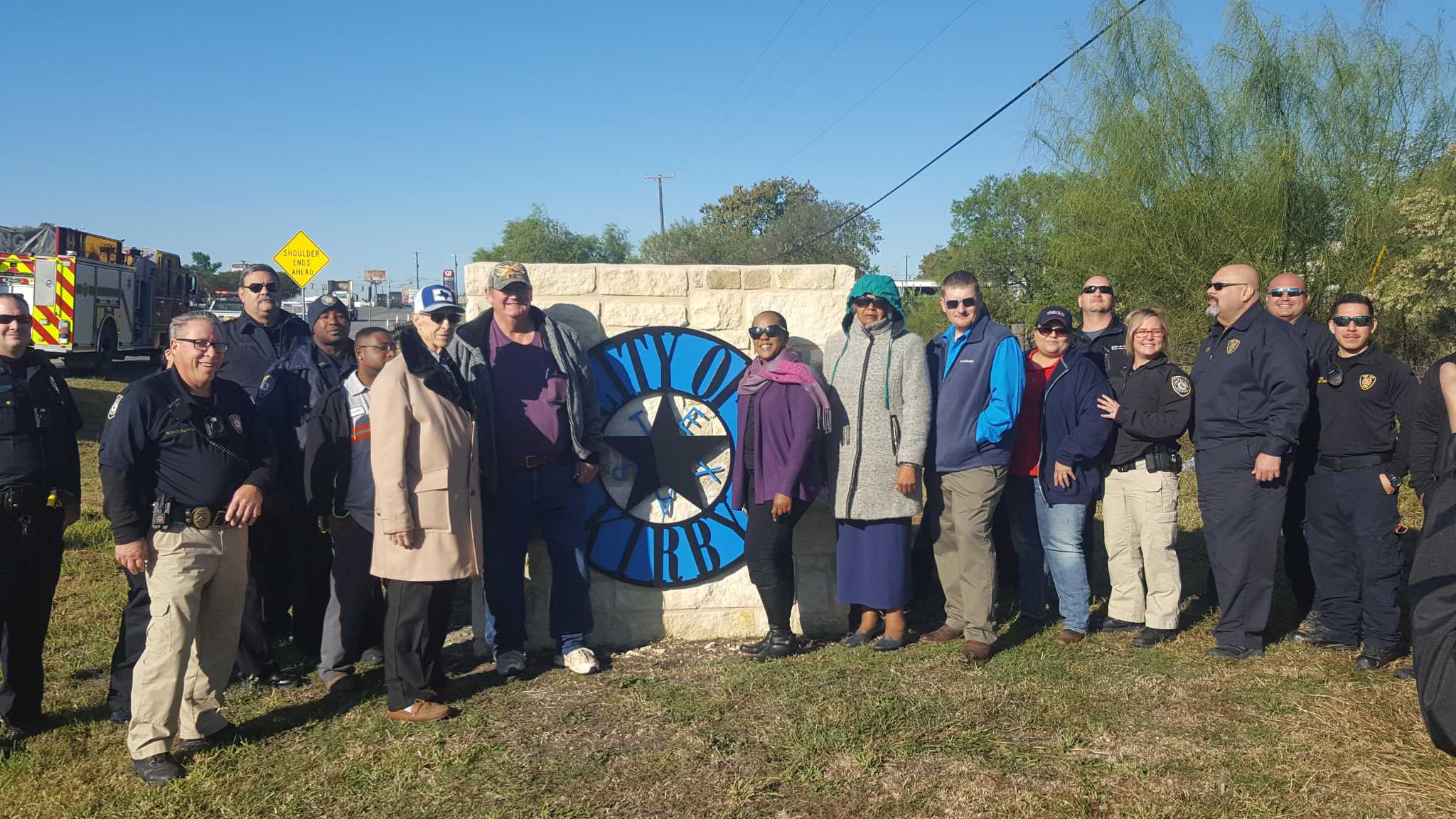 Kirby unveils welcome sign along FM 78