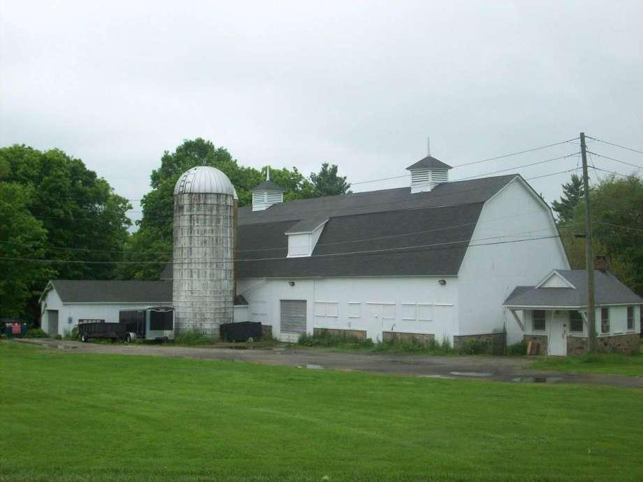 Farmingville breaks ground on community garden