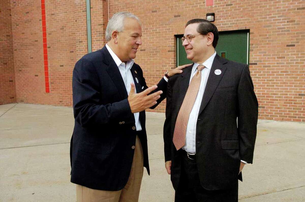 Foley wins GOP governor's battle