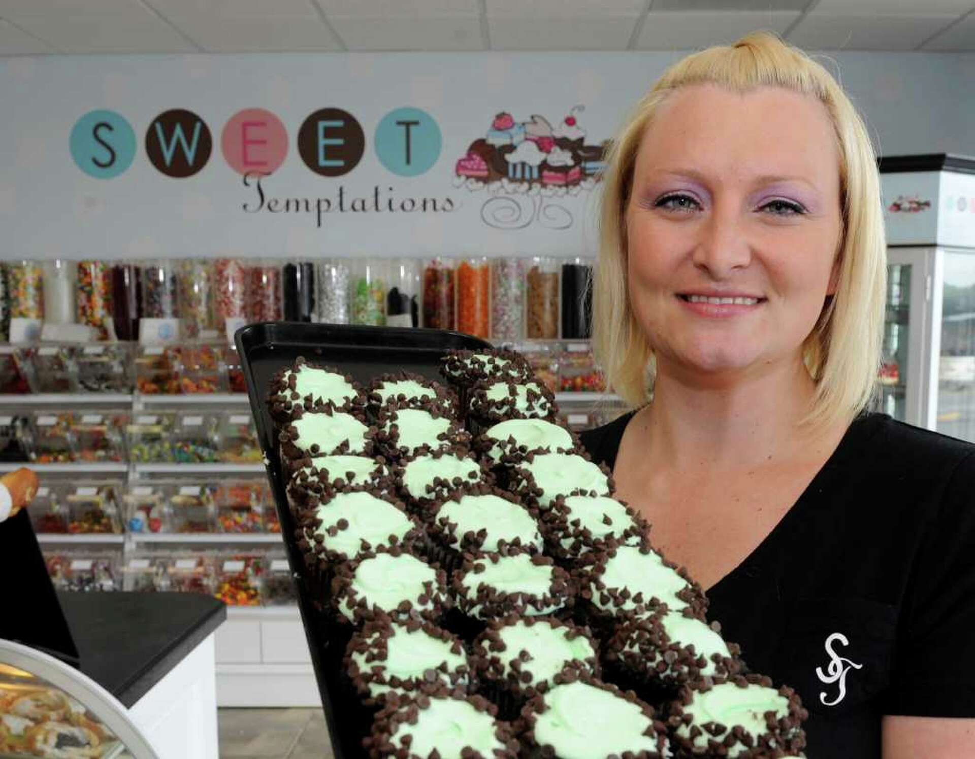 County puts heat on bakeries