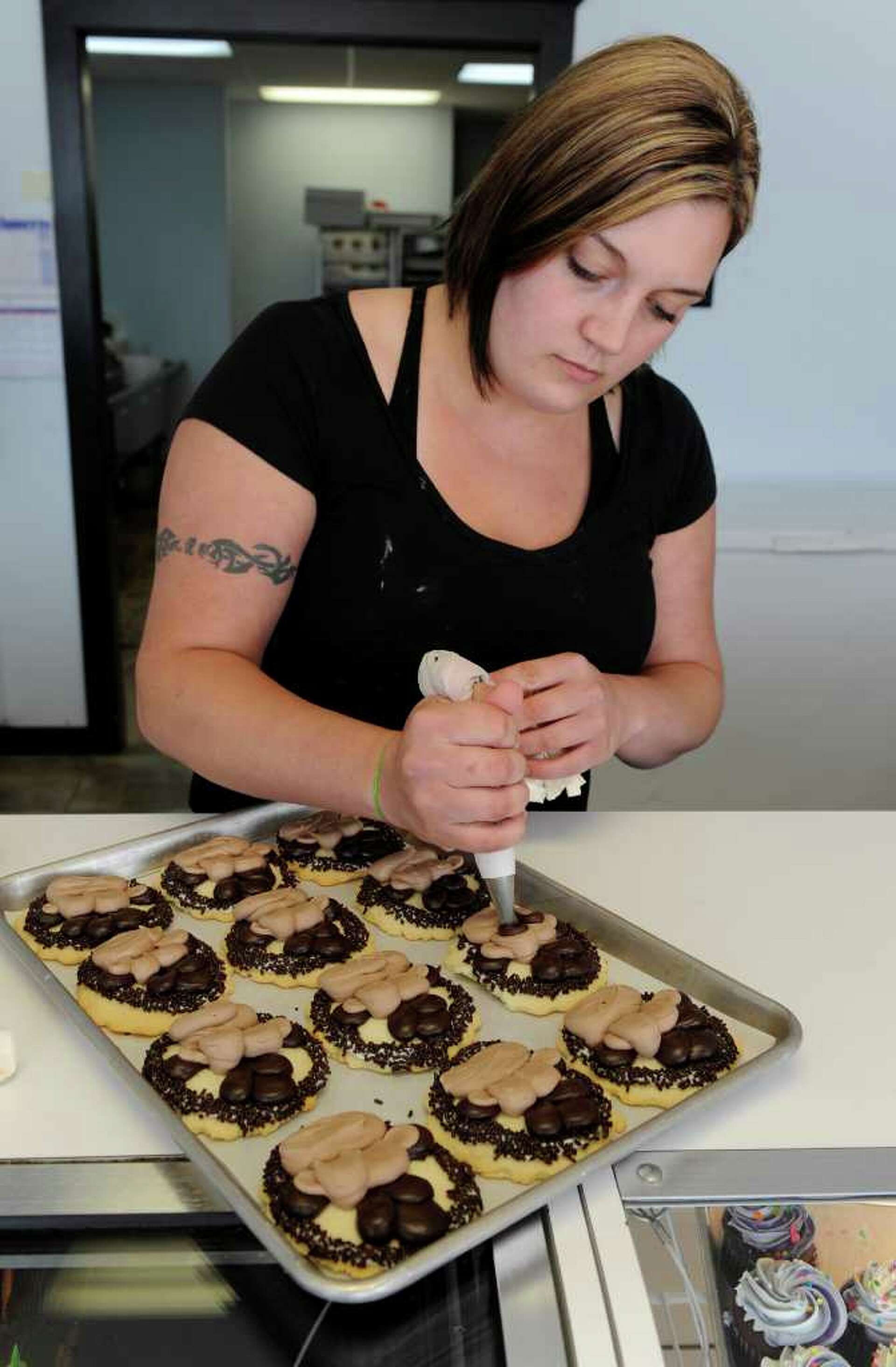 County puts heat on bakeries