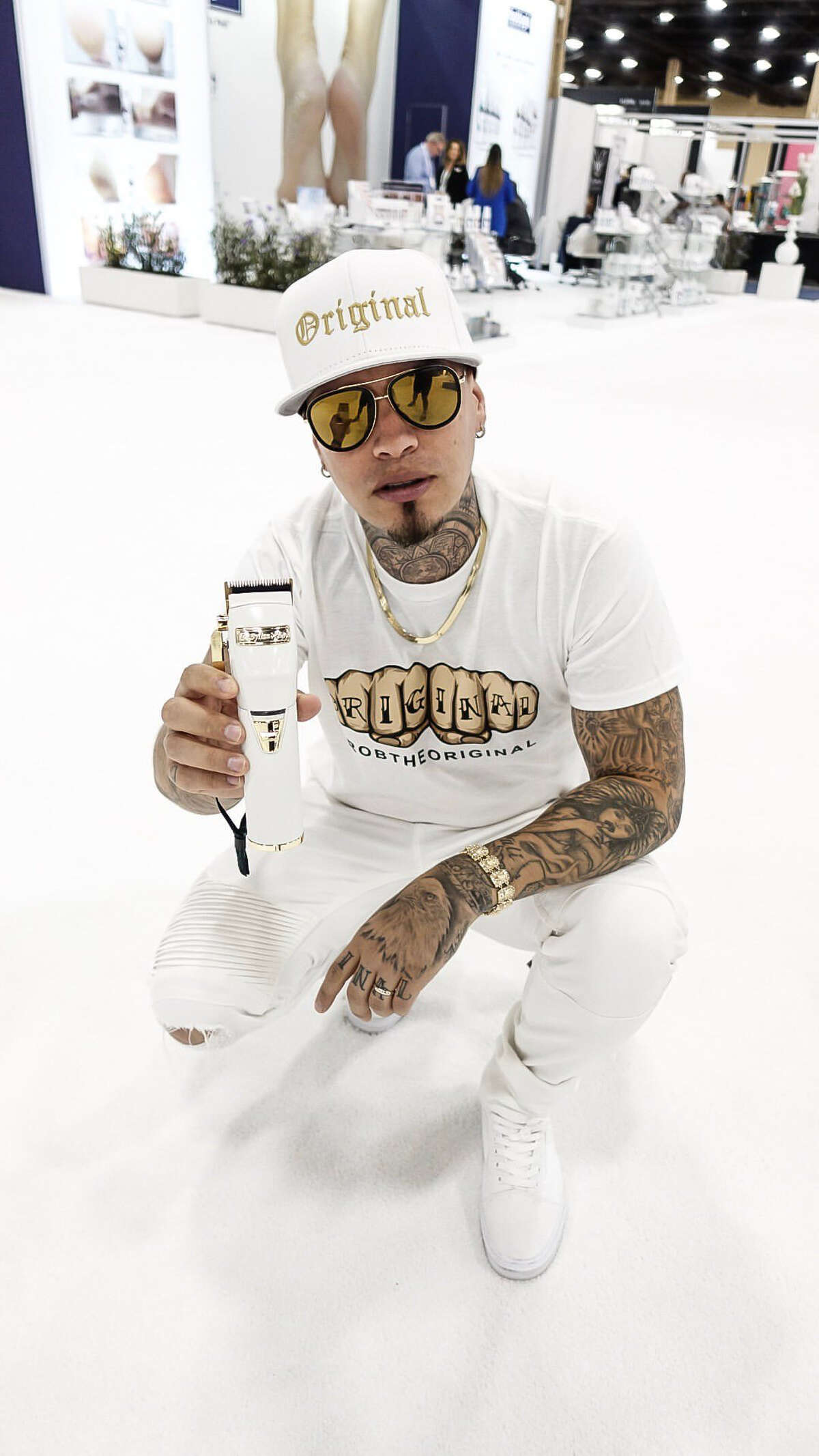 San Antonio's Rob The Original wins 'Barber of the Year' at star ...