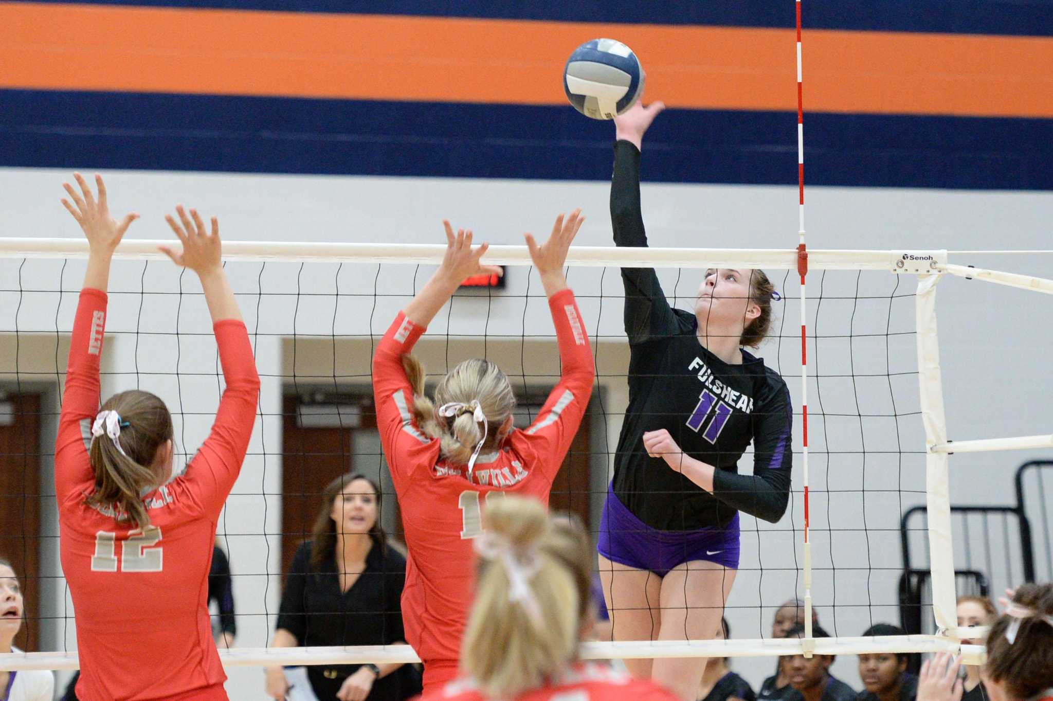 Fulshear growing into volleyball power