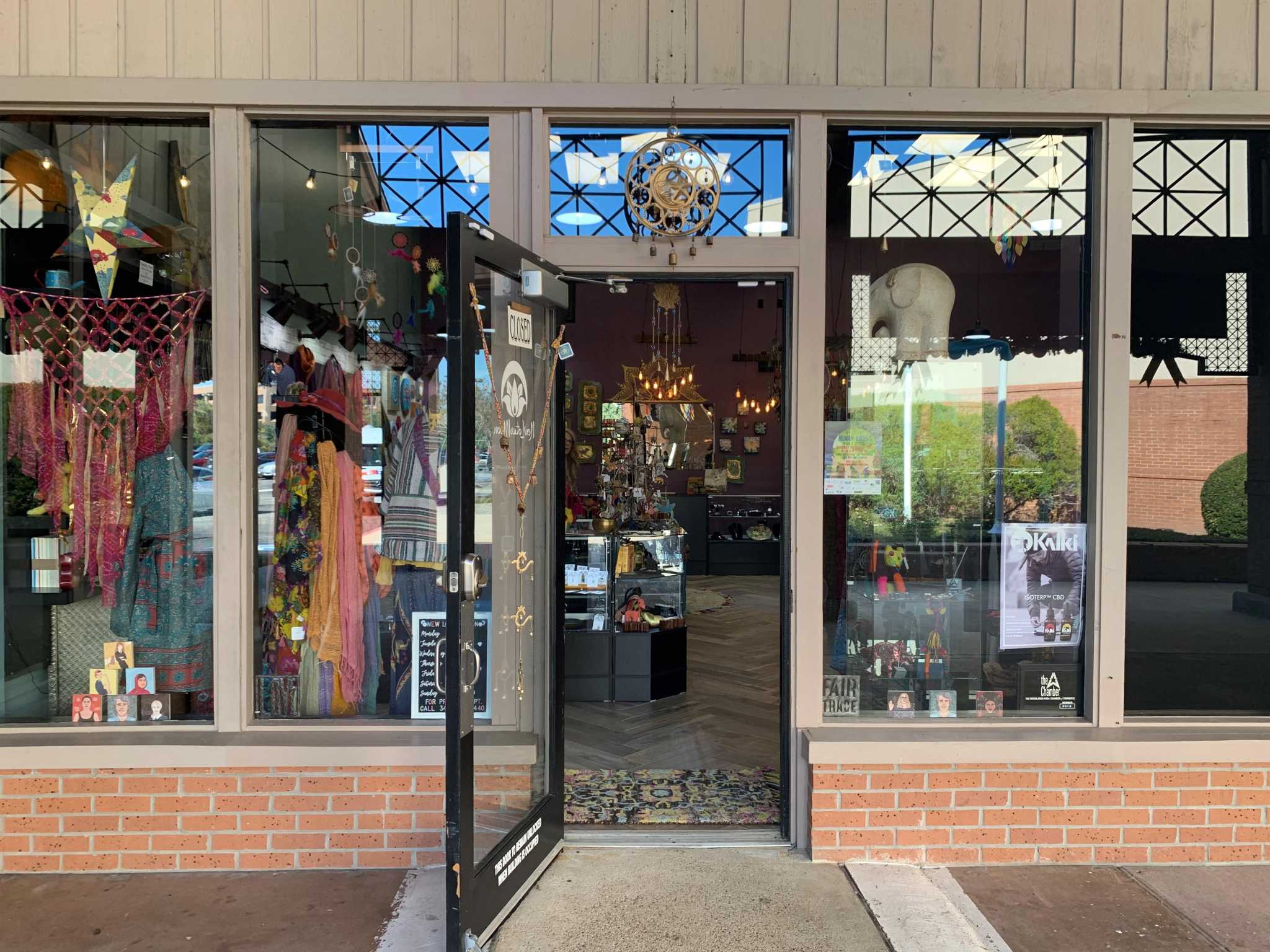 Shop small movement aims to boost local businesses in Woodlands area