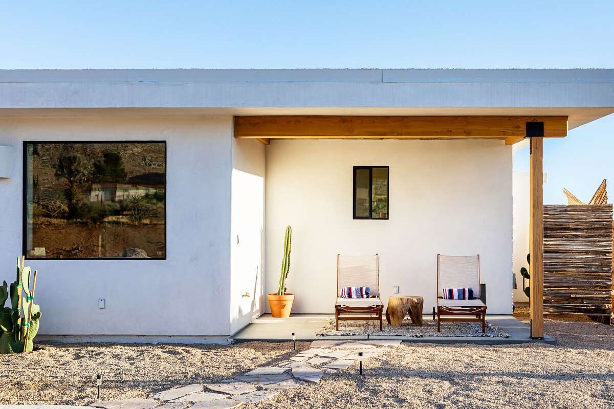 Step inside a Joshua Tree home that mixes Mediterranean and ...