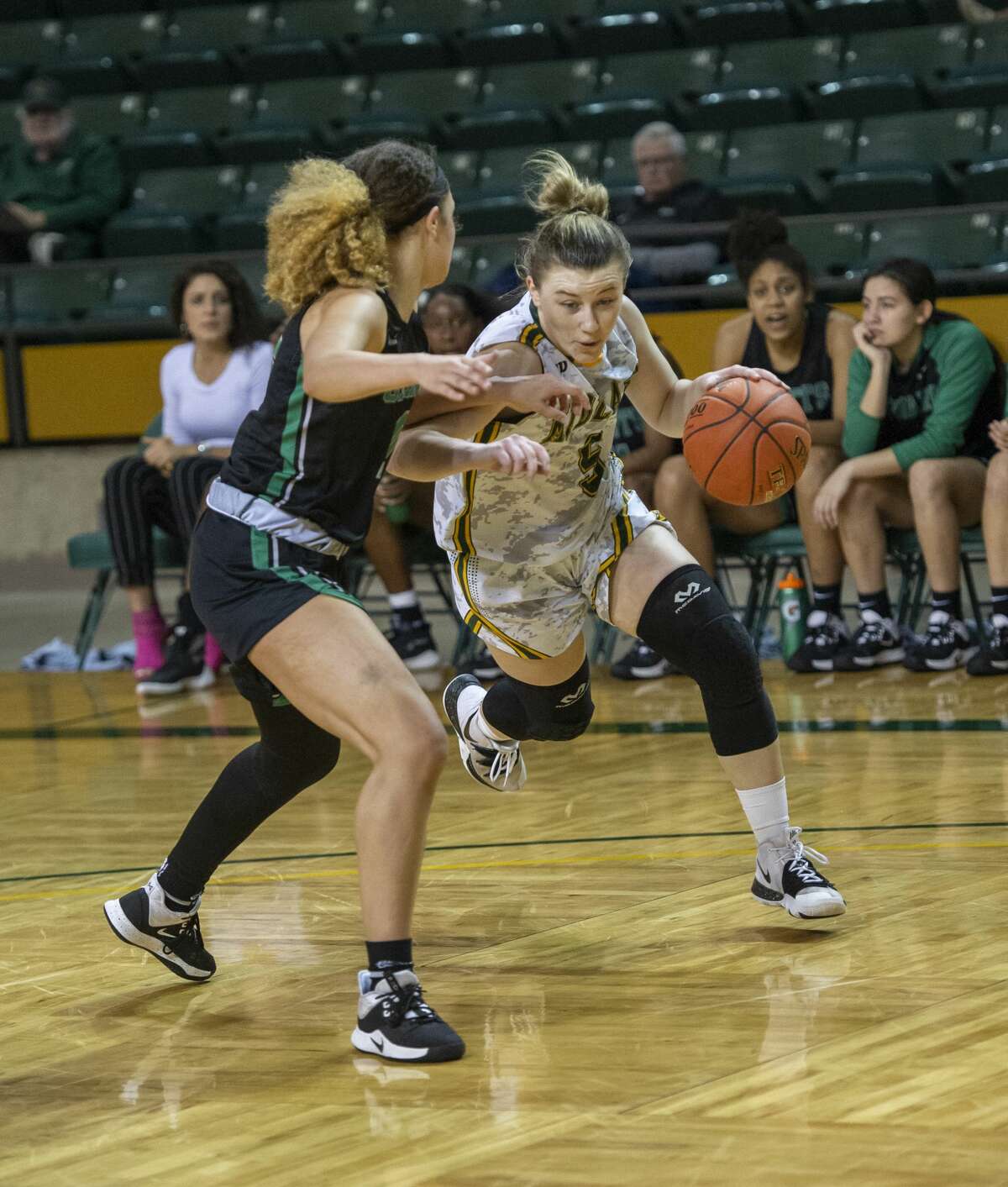JC BASKETBALL: Lady Chaps open WNIT with impressive win