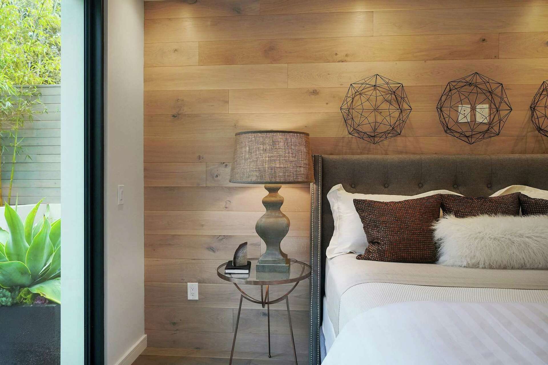 Designer Profile: Jane Mudge and Valerie Wills of JV Staging