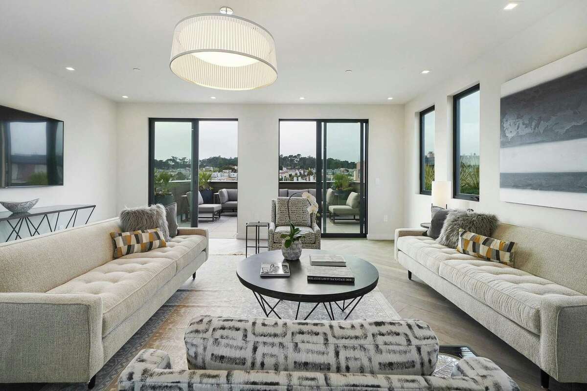 Designer Profile: Jane Mudge and Valerie Wills of JV Staging