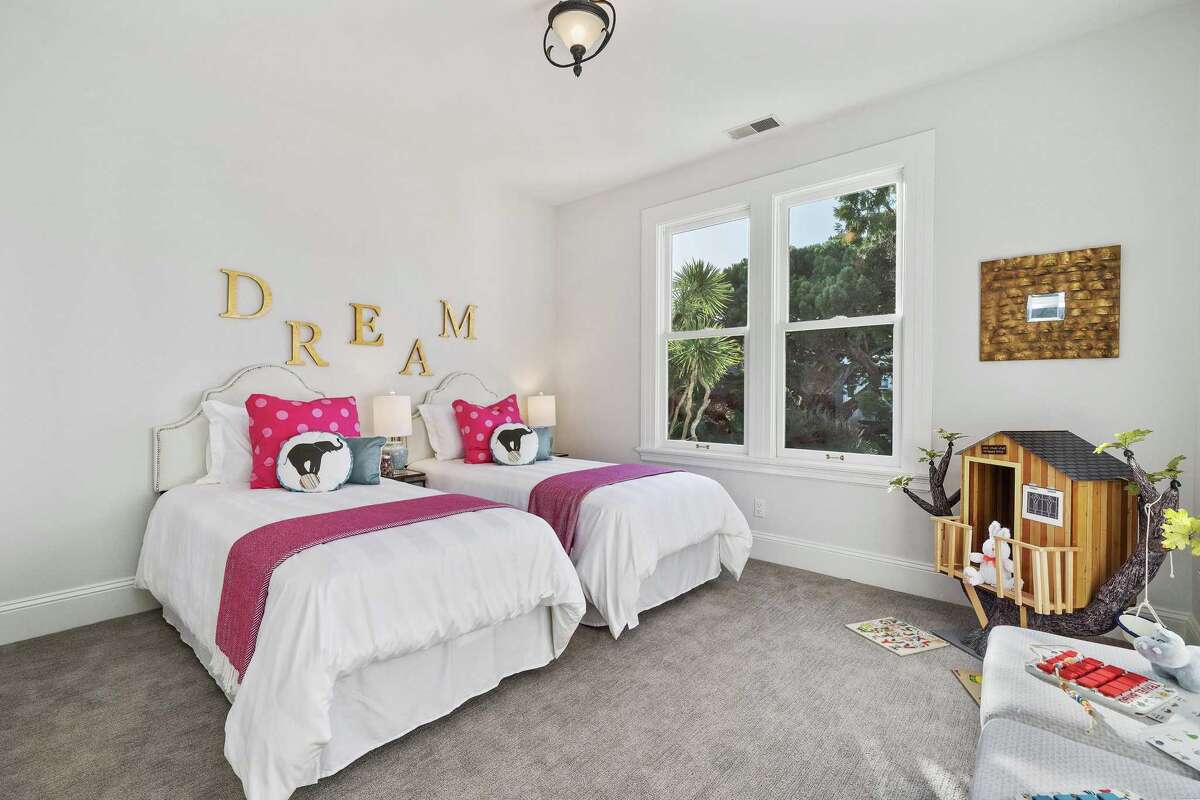 Designer Profile: Jane Mudge and Valerie Wills of JV Staging