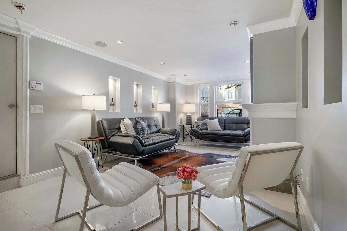 Designer Profile: Jane Mudge and Valerie Wills of JV Staging