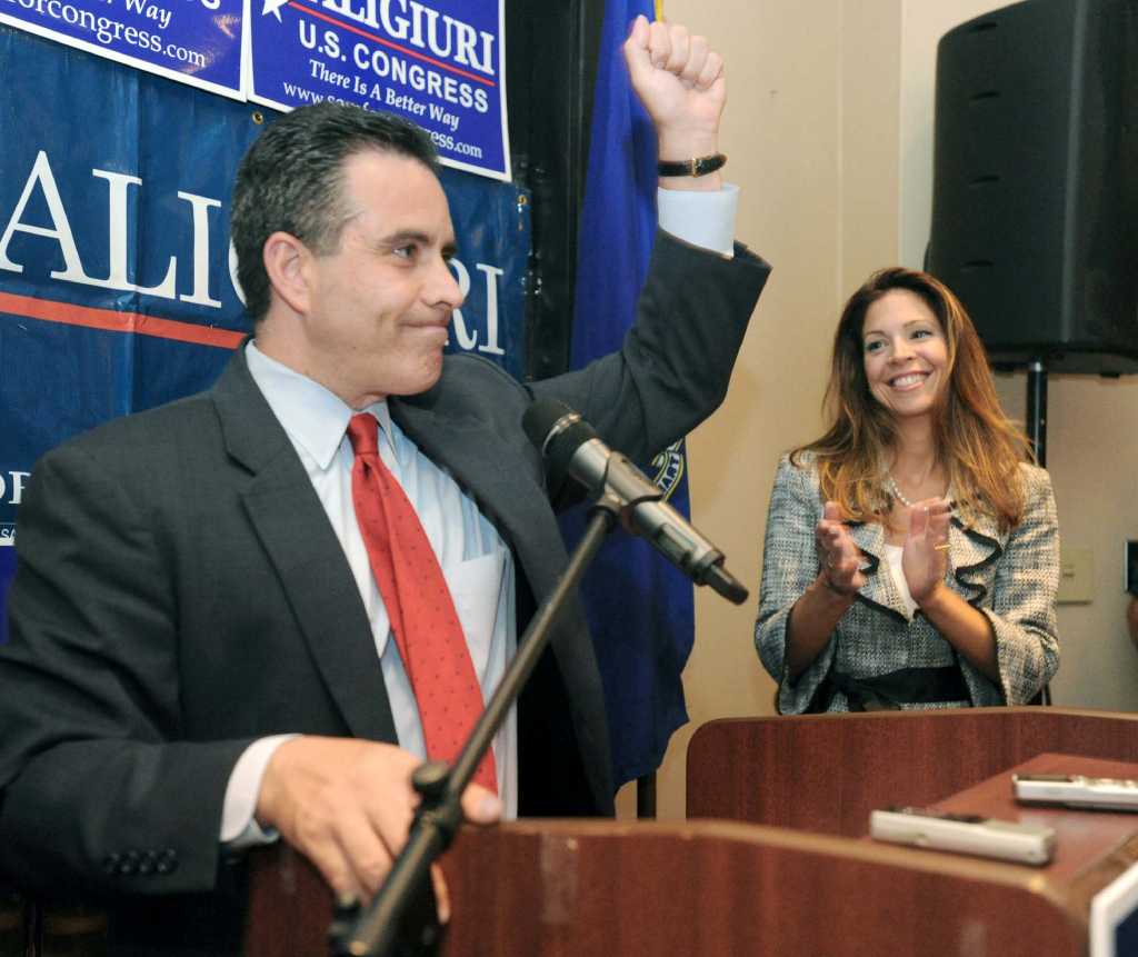 Caligiuri defeats newcomers in 5th